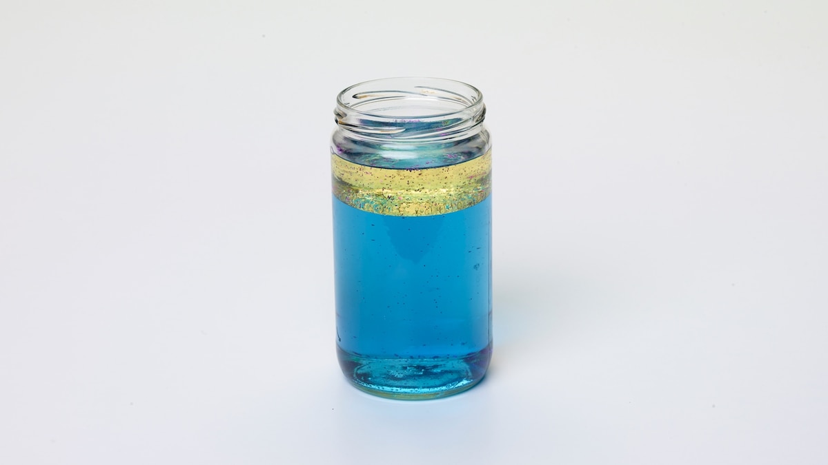 Make a Groovy Lava Lamp | National Geographic Kids