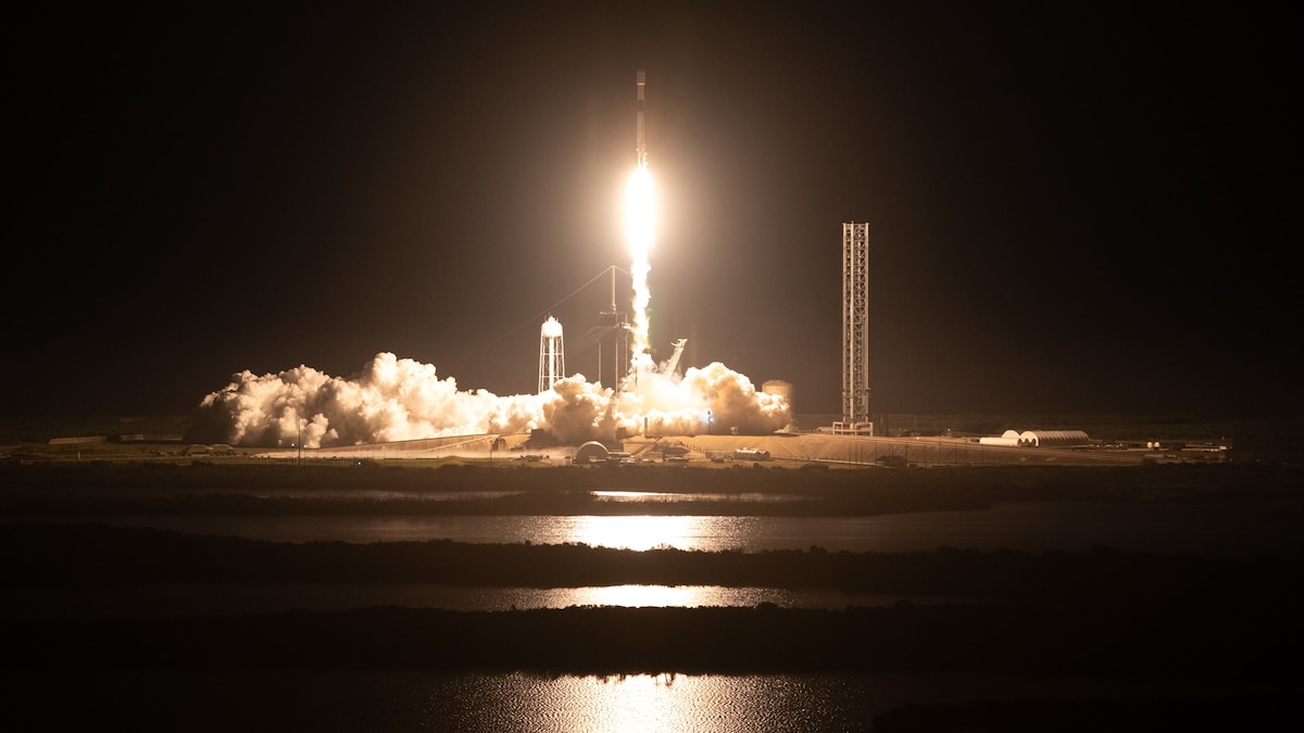 U.S. returns to the moon as NASA's Odysseus successfully touches down ...