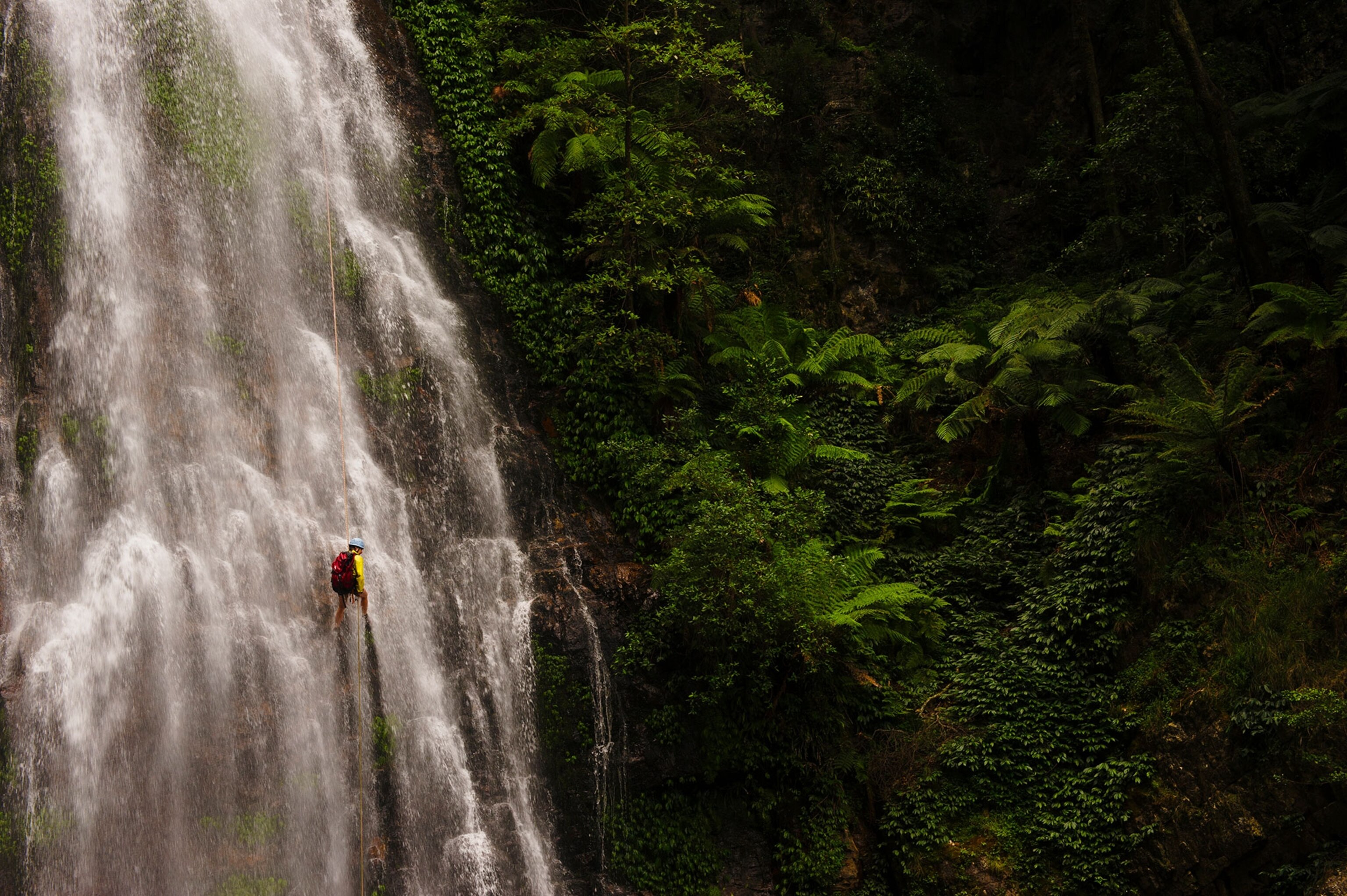 Archive Photos Show Dangerous Adventure Moments | National Geographic