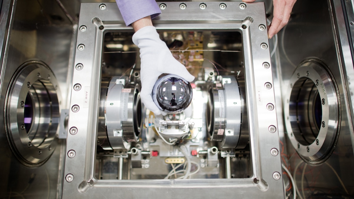 Elusive Quest for One True Kilogram Finally Pays Off | National Geographic