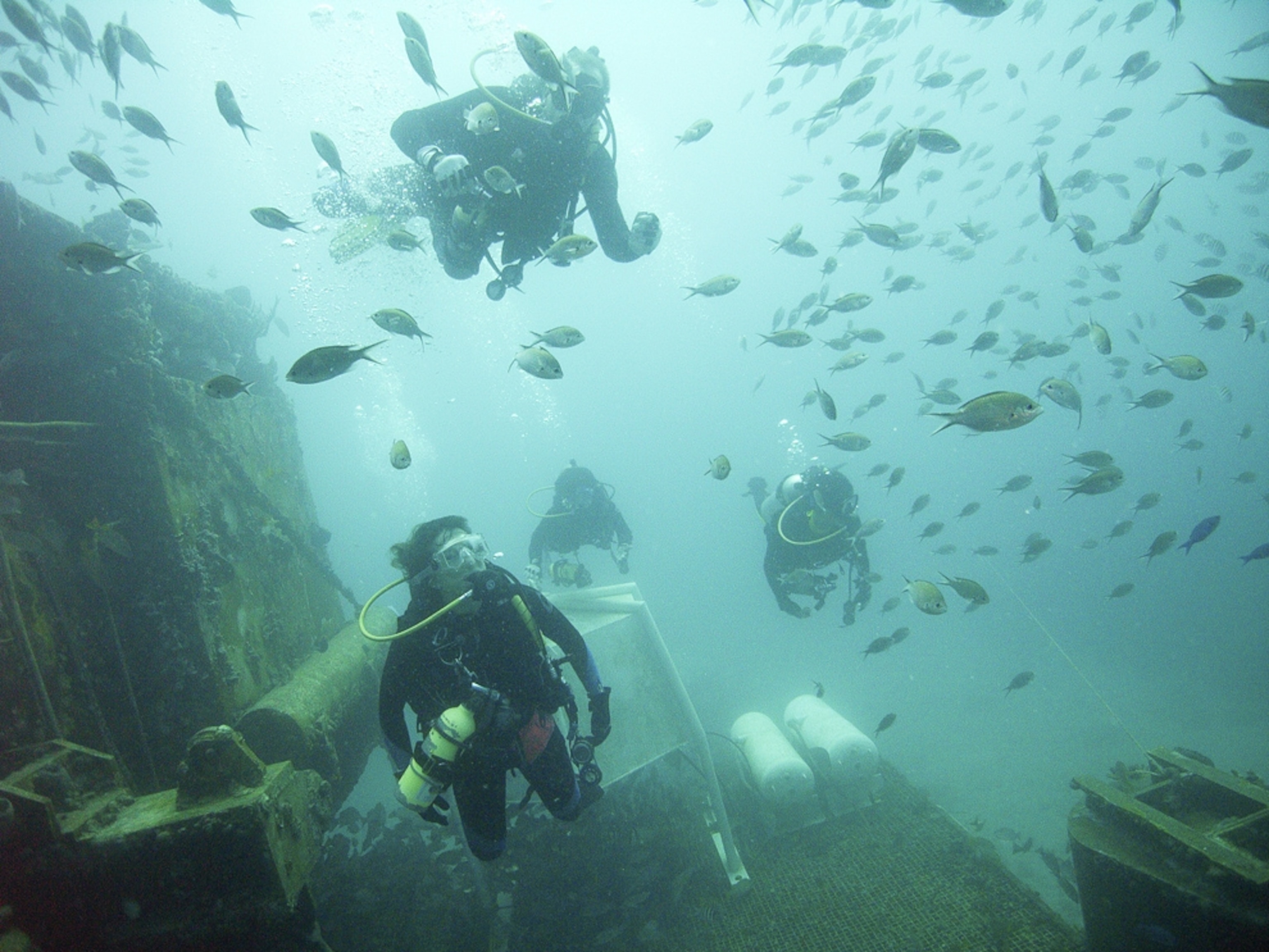 Pictures: NASA Lands on Underwater "Asteroid"