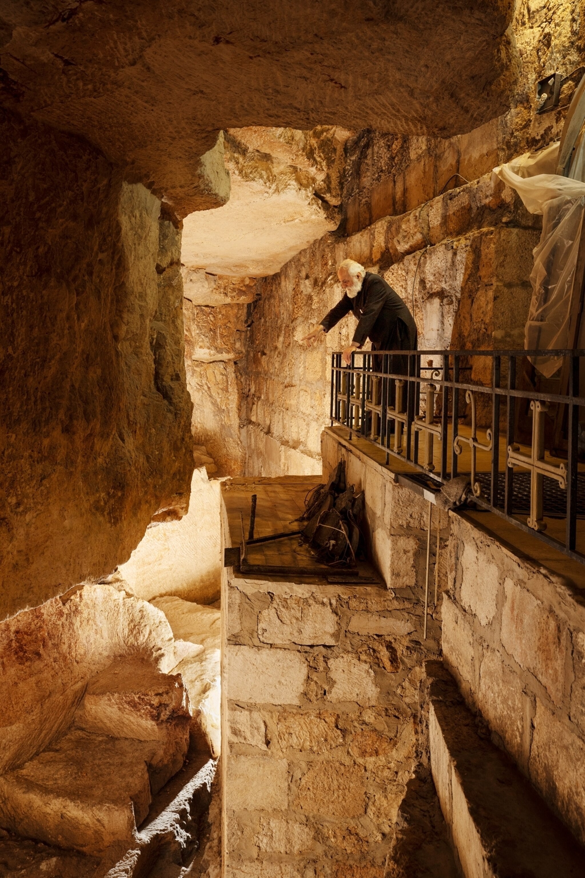 Jerusalem's massive digs reveal new treasures, and stoke ancient conflicts