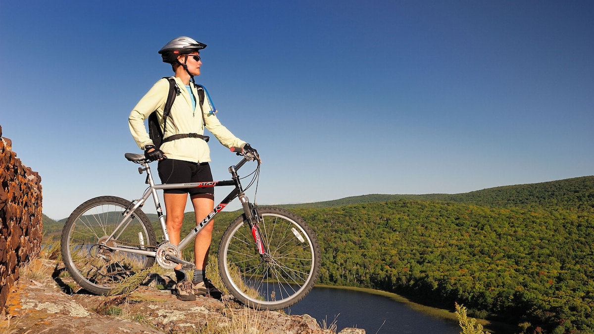 How to explore a billion-year-old volcanic mystery along Lake Superior ...