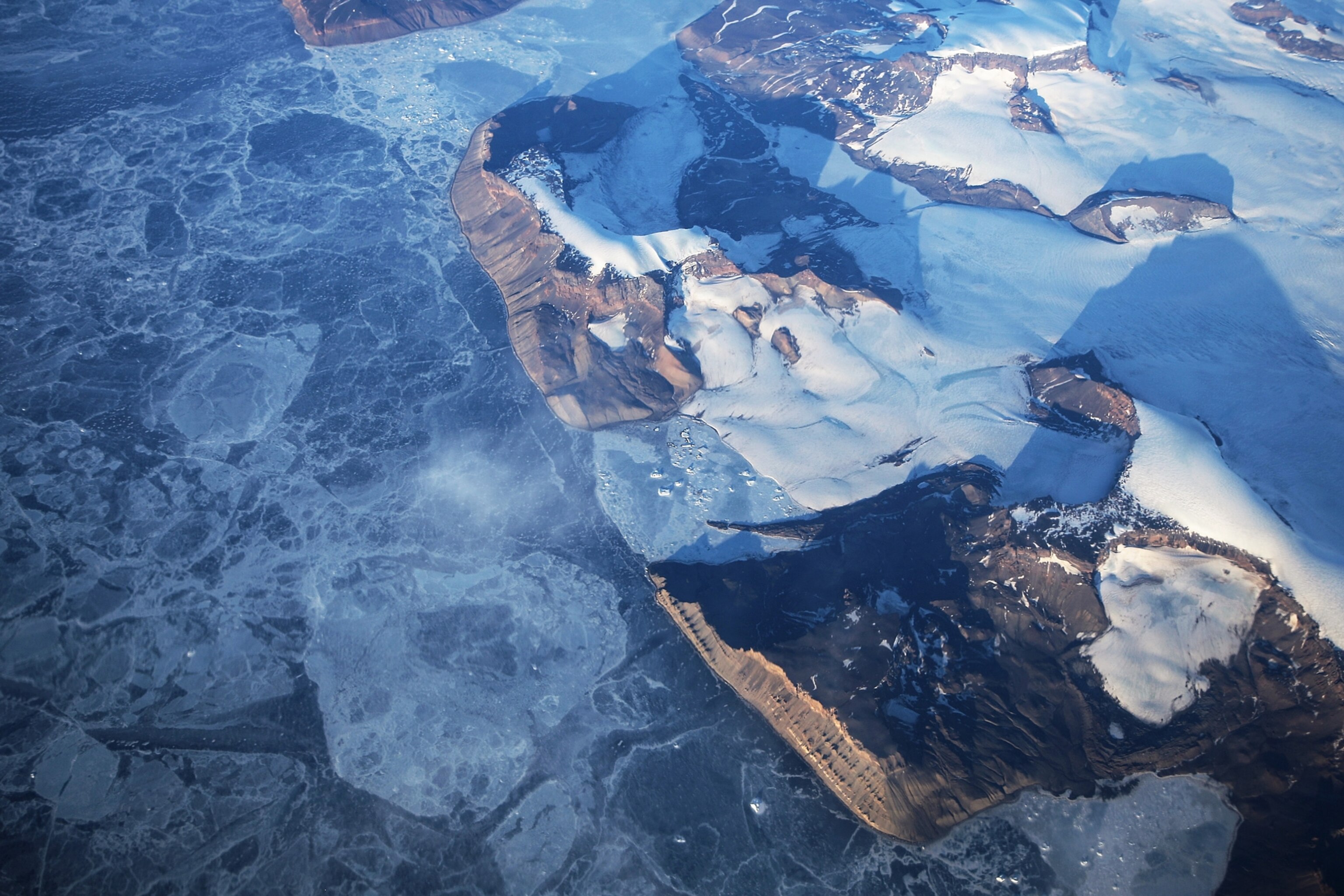 West Antarctica Ice Melting in NASA IceBridge Pictures