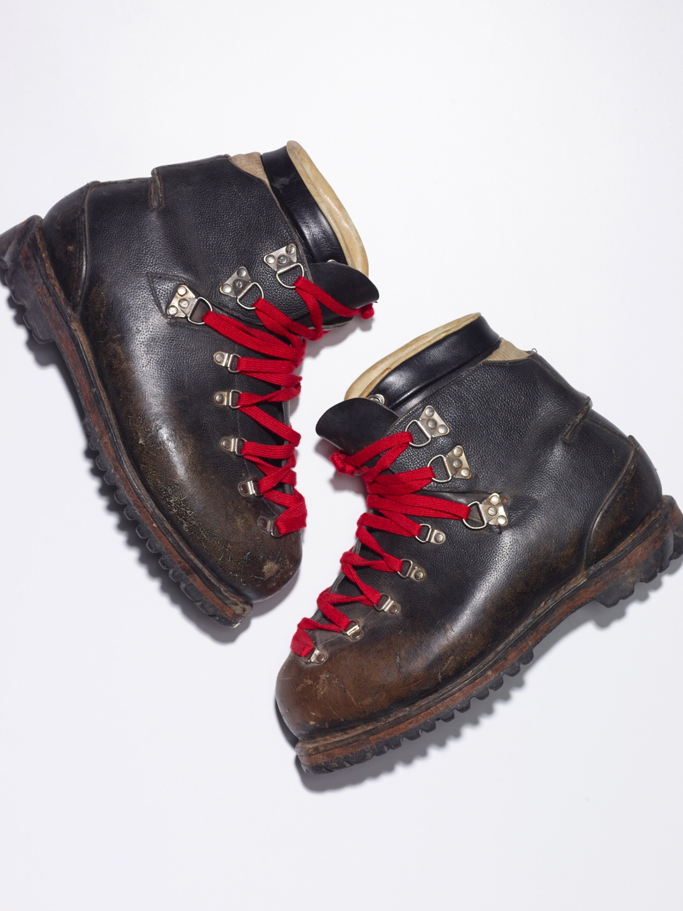 National Geographic's Favorite Explorer Shoes from Expeditions