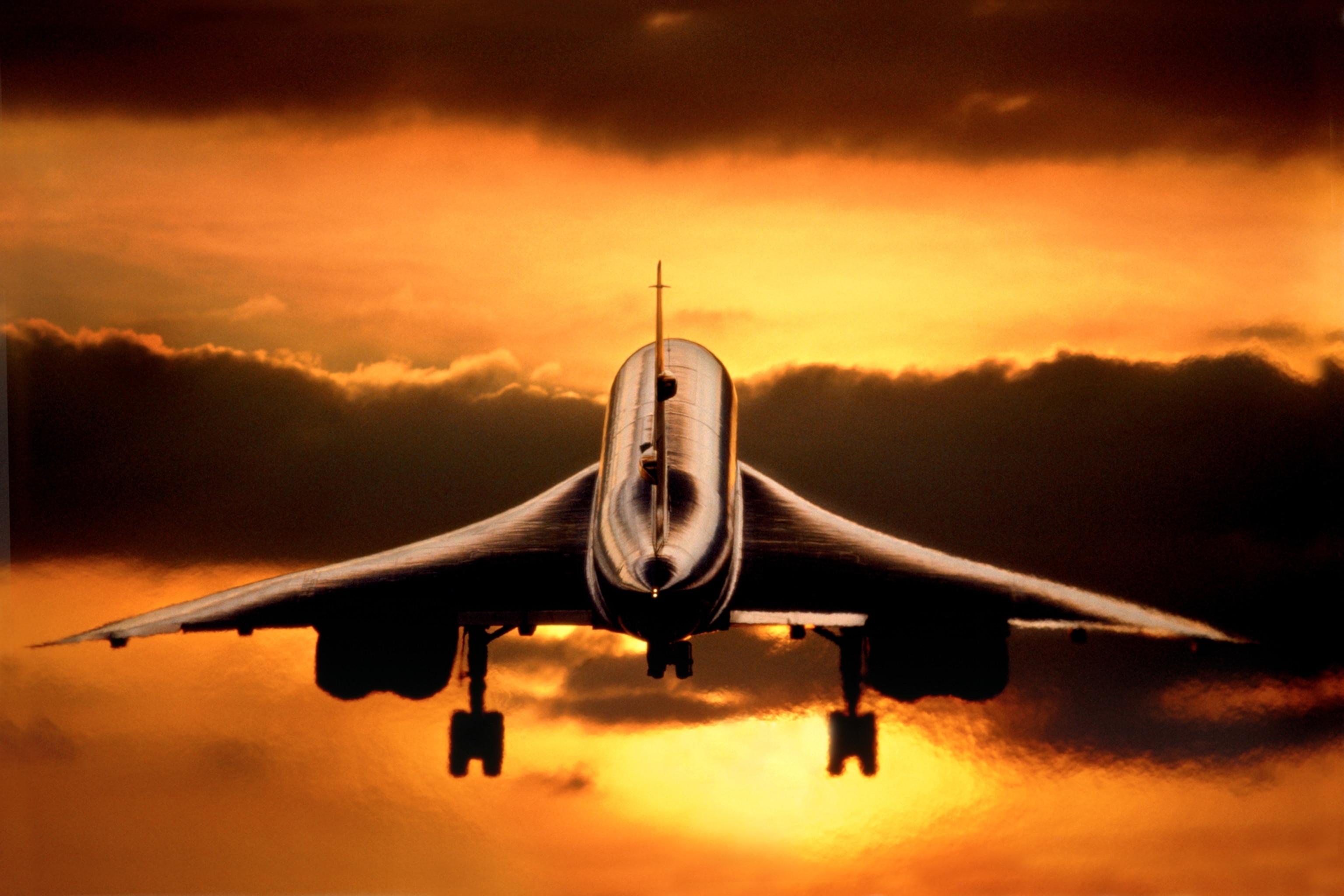 A supersonic jet chased a solar eclipse across Africa—for science