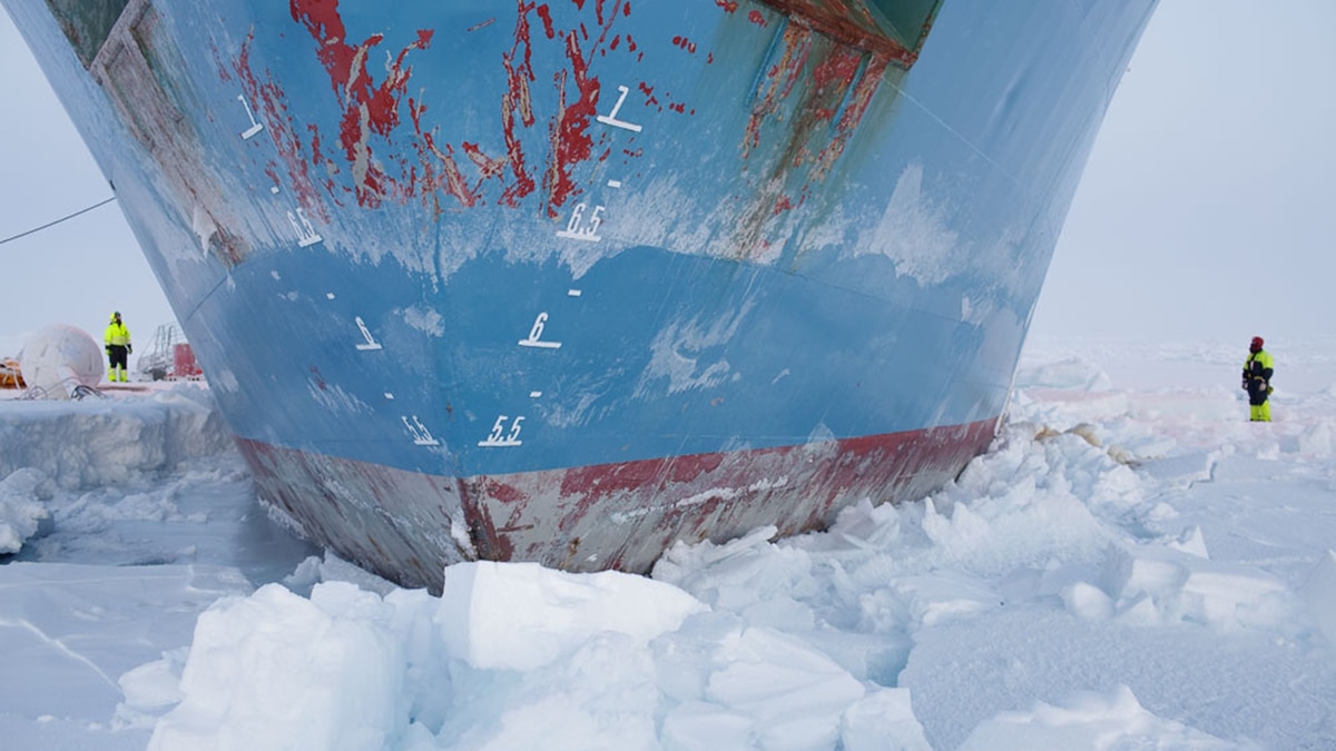 Storm Rocks Arctic Research Ship Like 'Titanic Bulldozer' | National ...