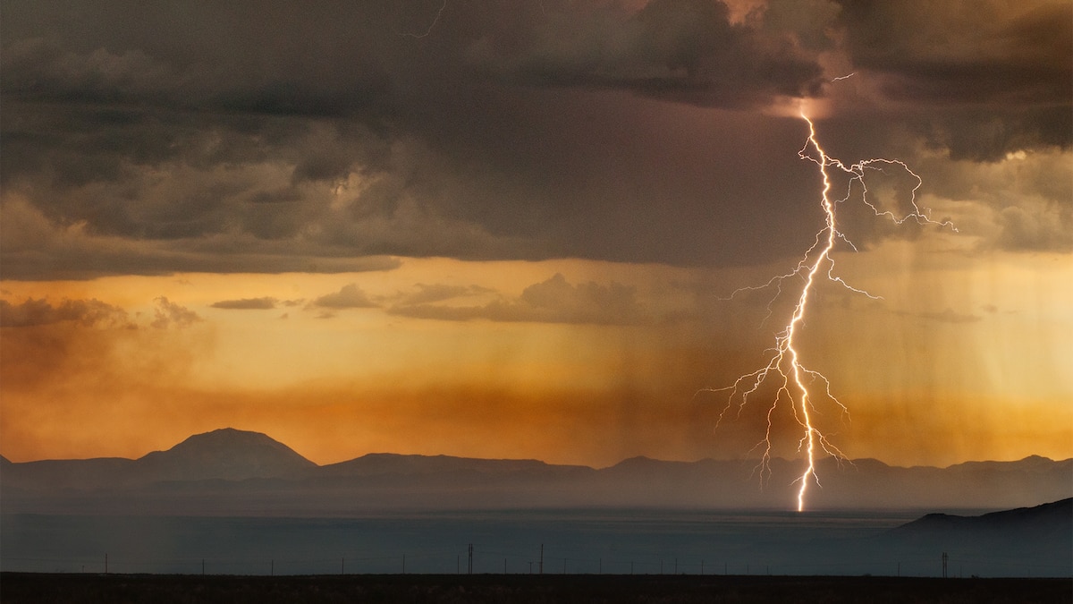 Climate Change May Spark More Lightning Strikes, Igniting Wildfires ...