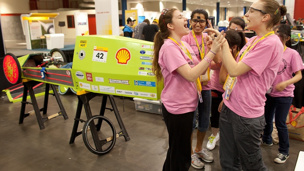 Pictures: Racing to the Finish at Shell Eco-Marathon | National Geographic