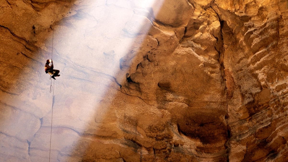 Cave Exploration Pictures, Cave Photos, Gallery, Wallpaper –- National ...