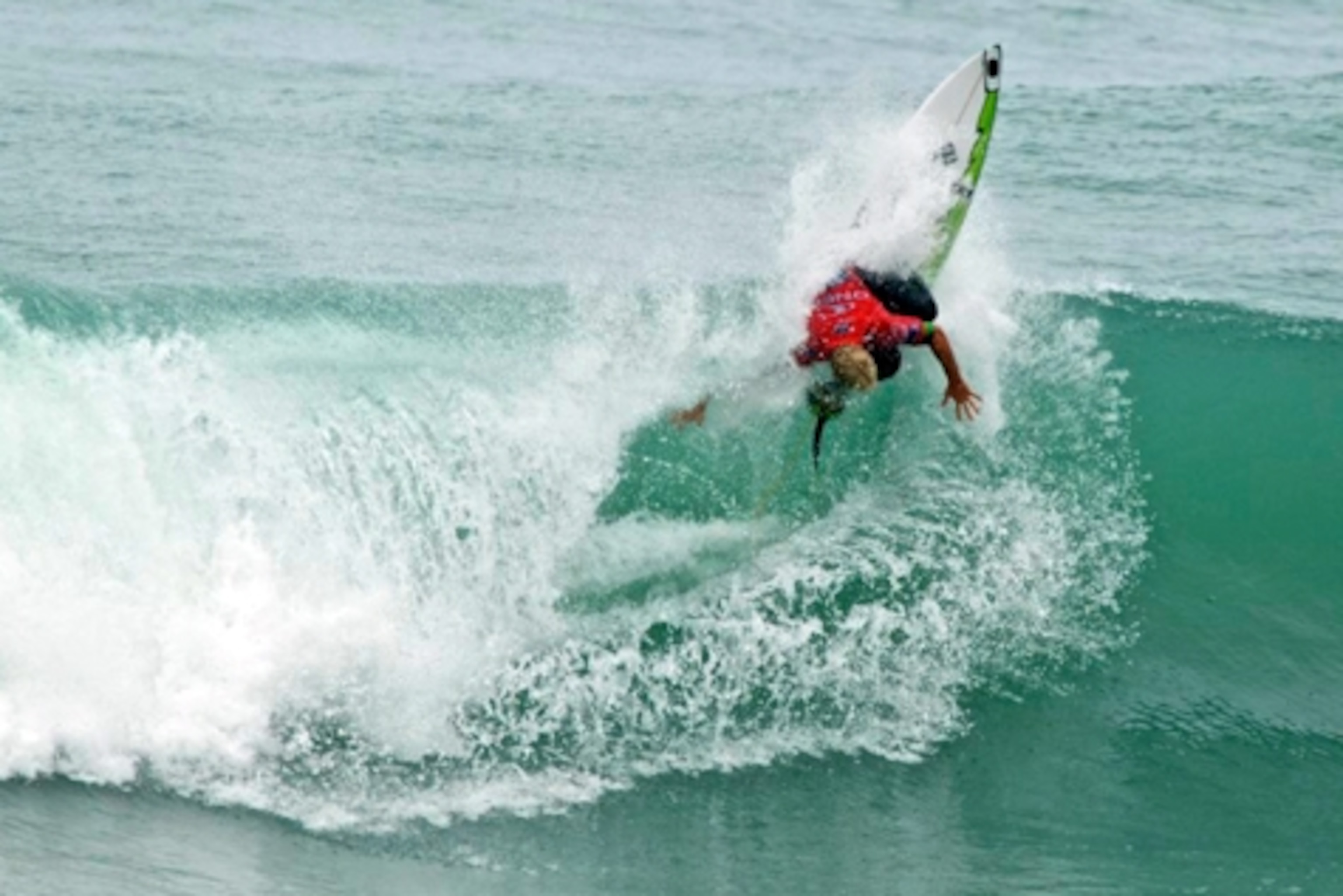 For World’s Coldest Surf Competitions, Surfers Take on Frigid Swells in ...