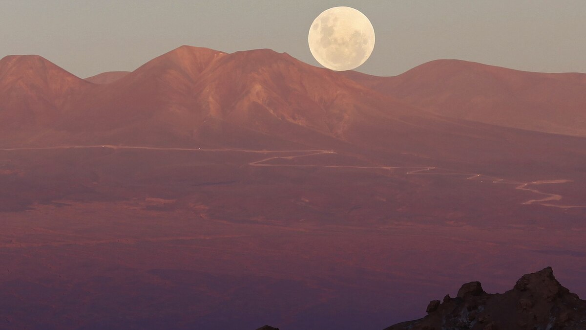 Solstice Supermoon Fills Sky This Weekend | National Geographic