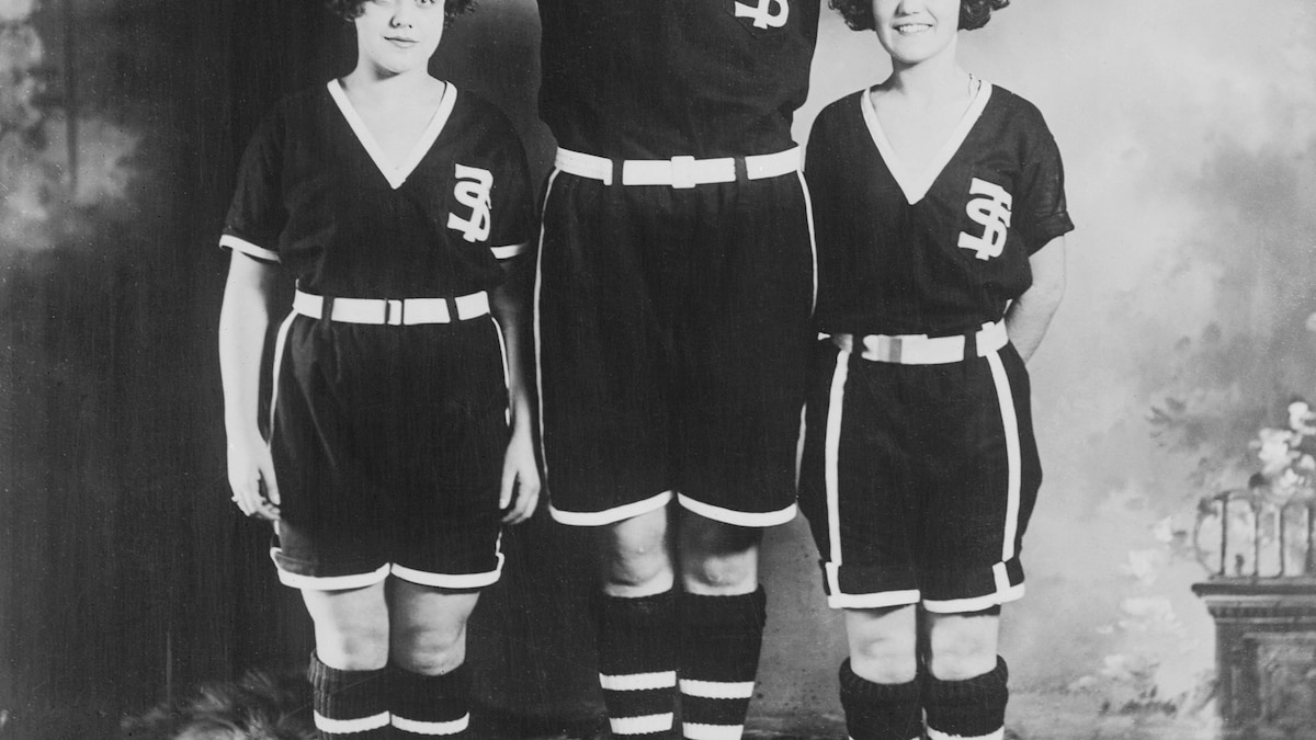 Short People Got … Lots of Reasons to Legitimately Feel Paranoid ...