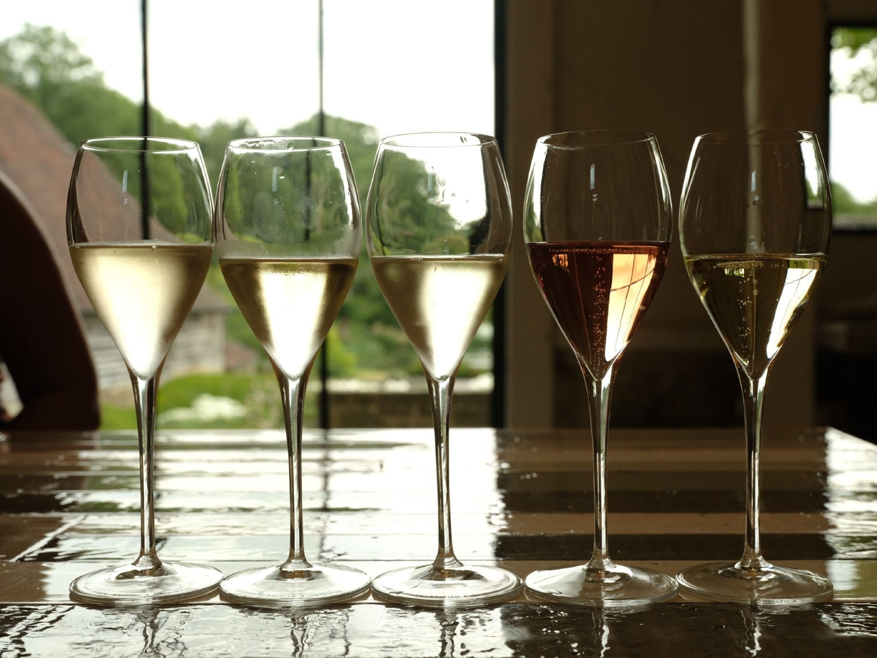 Discover the sparkling wine from England that tastes like champagne