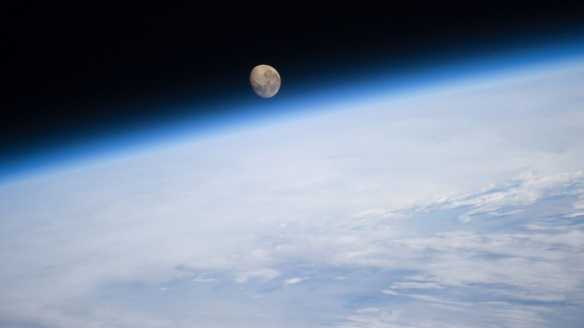 Squashed by the moon, early Earth may have looked like a potato ...