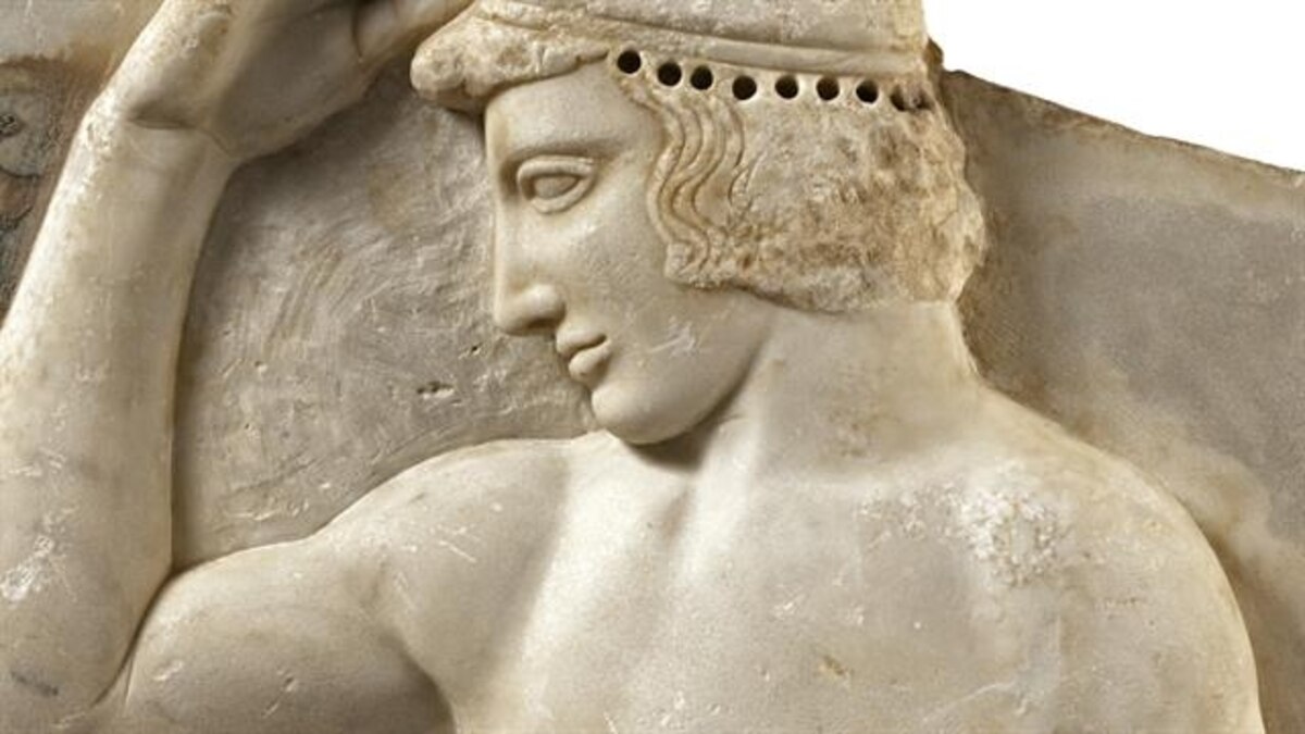 Hundreds of Greek Artifacts Are on the Move | National Geographic