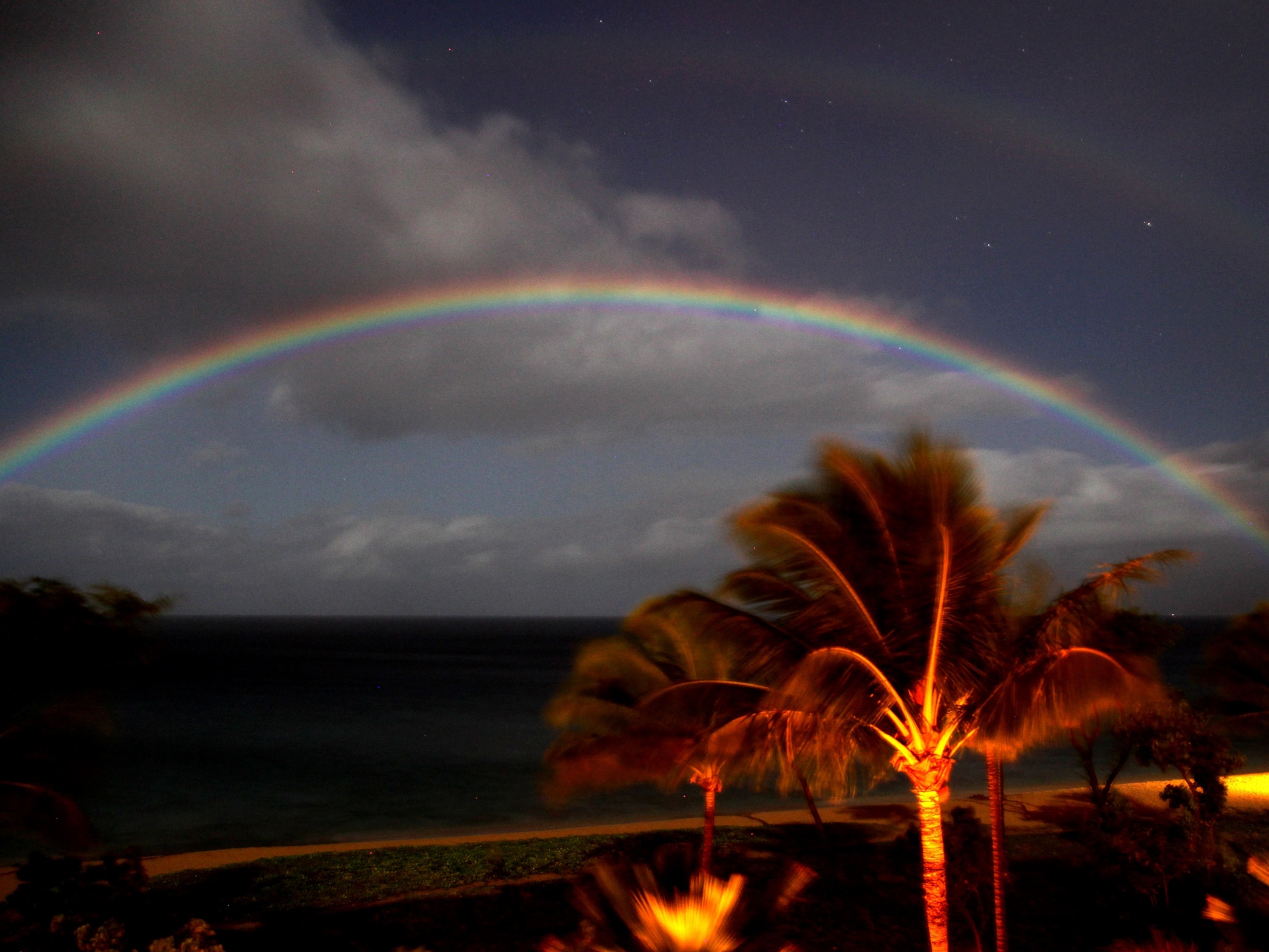 Space Pictures This Week: Double Moonbow, Twilight Comet | National ...
