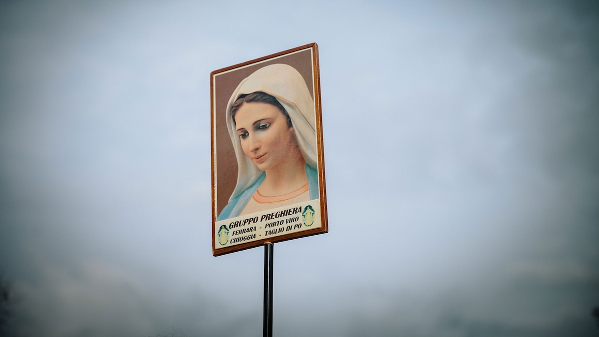Have You Seen the Blessed Mother? Creating Visions of Mary | National ...