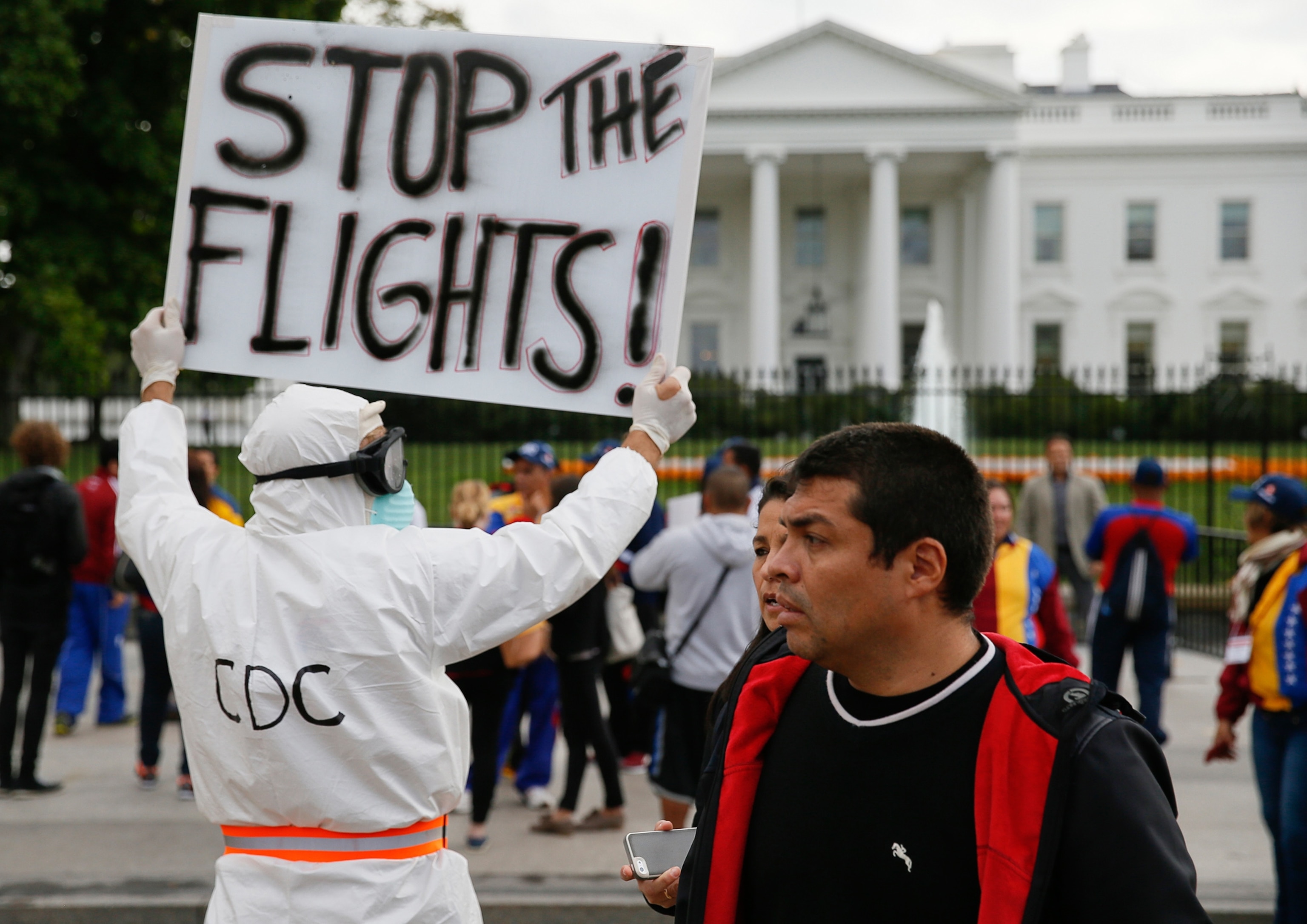 Mistakes and Reversals Shake Trust in Ebola Response, in Dallas and ...