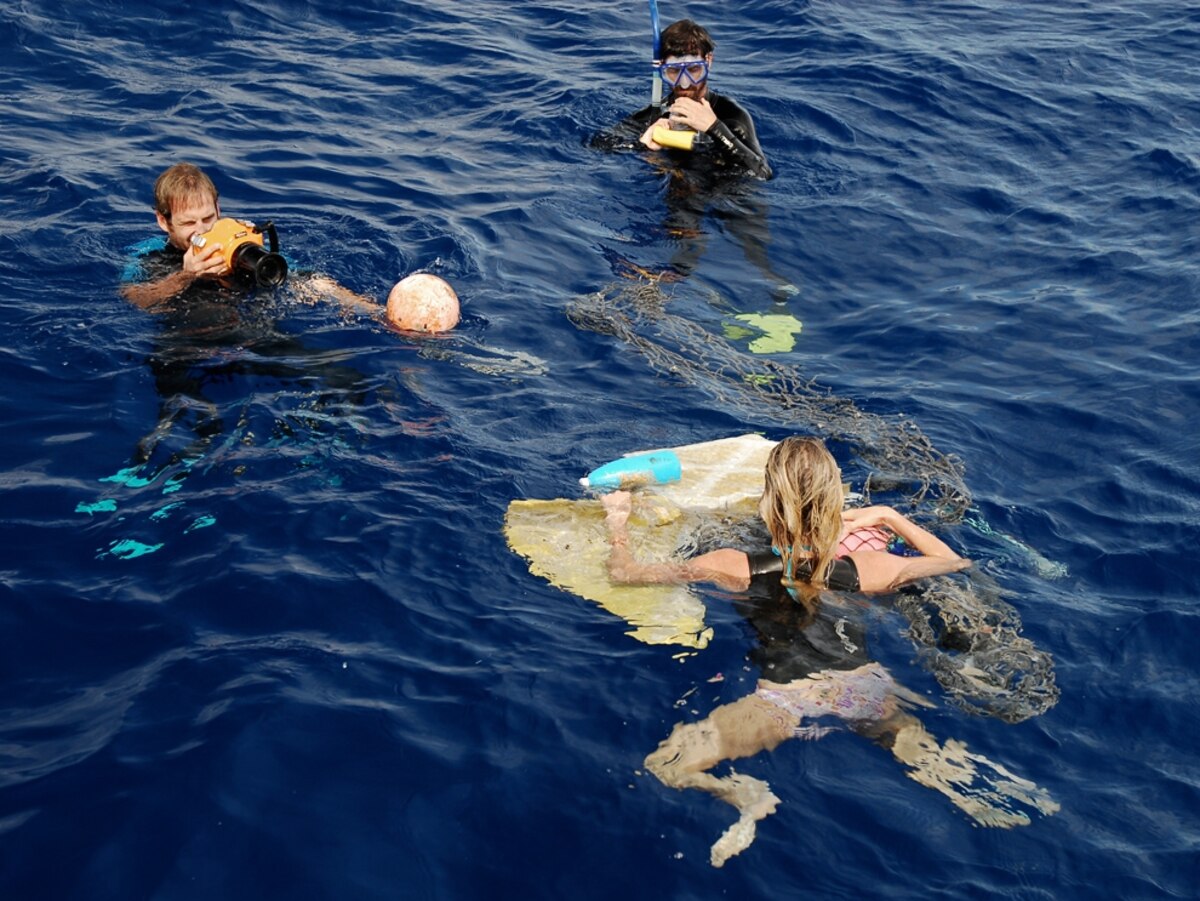 Japan Tsunami-Debris Cruise Attracts Travelers to Ocean Garbage Patch