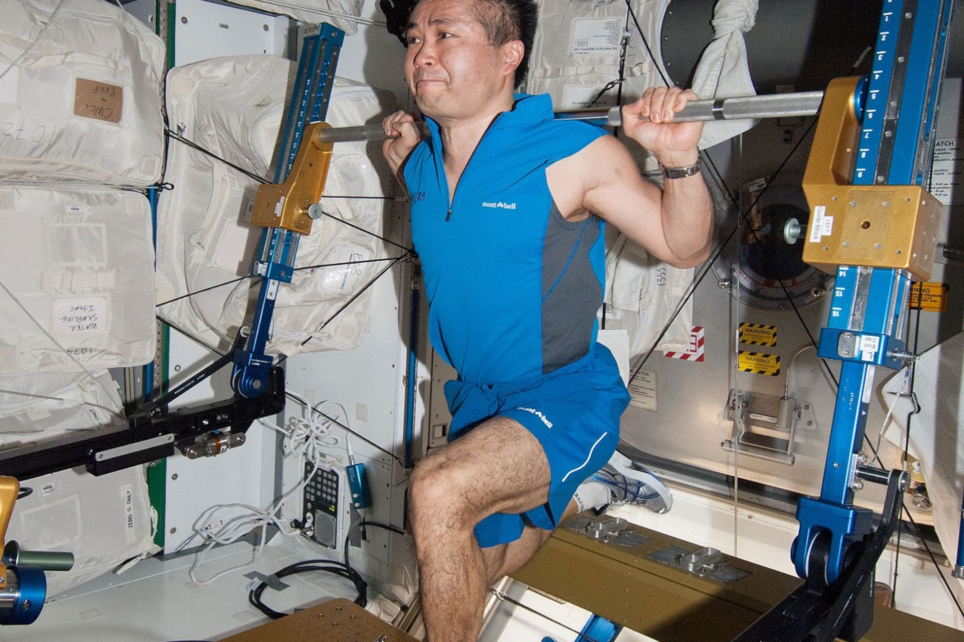 Live Inside The Space Station