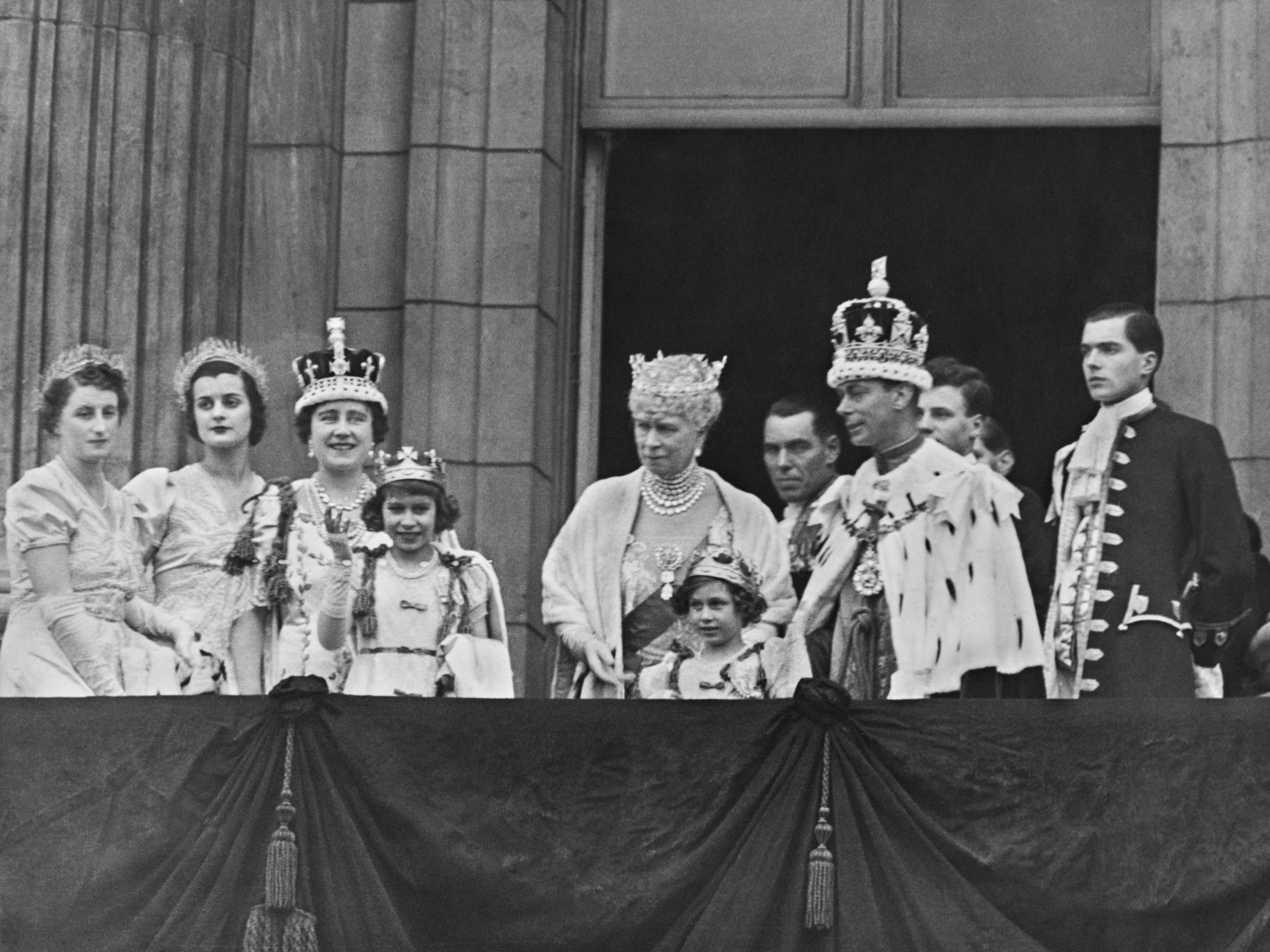 How National Geographic photographed Queen Elizabeth II