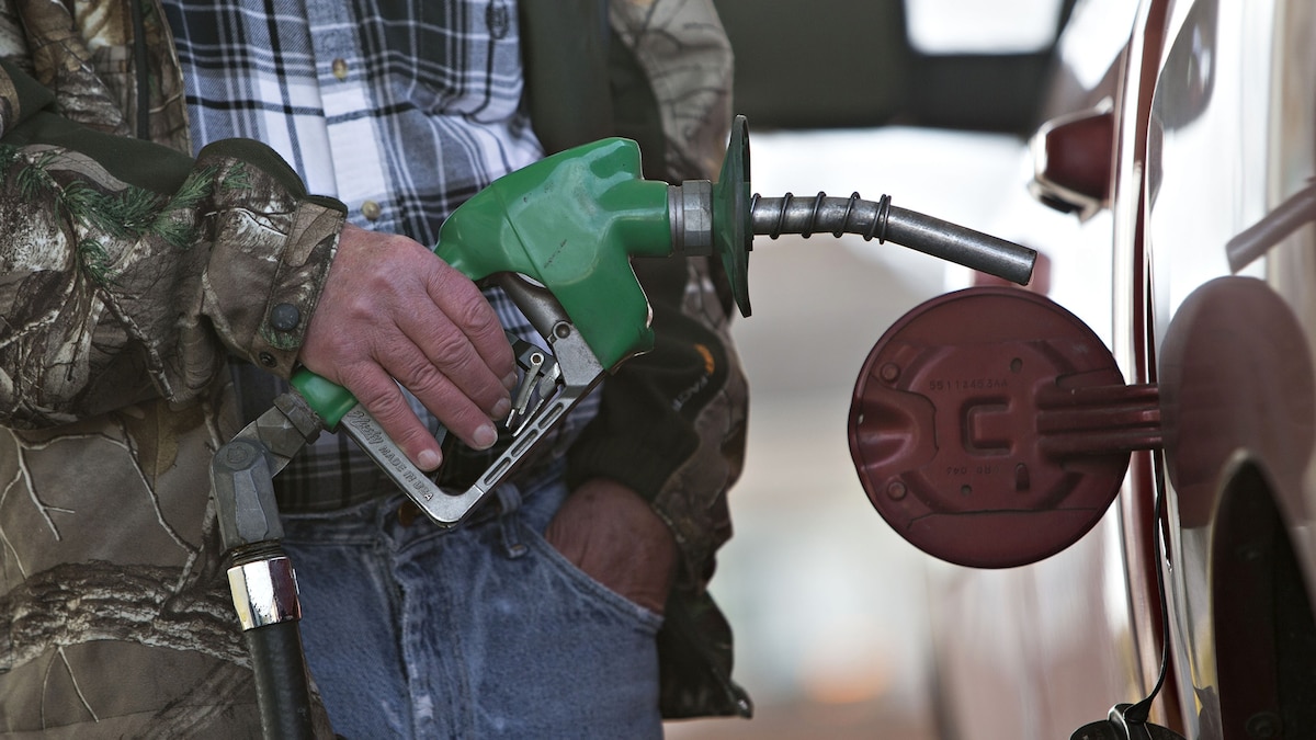 Hate Stopping for Gas? There's an App for That | National Geographic