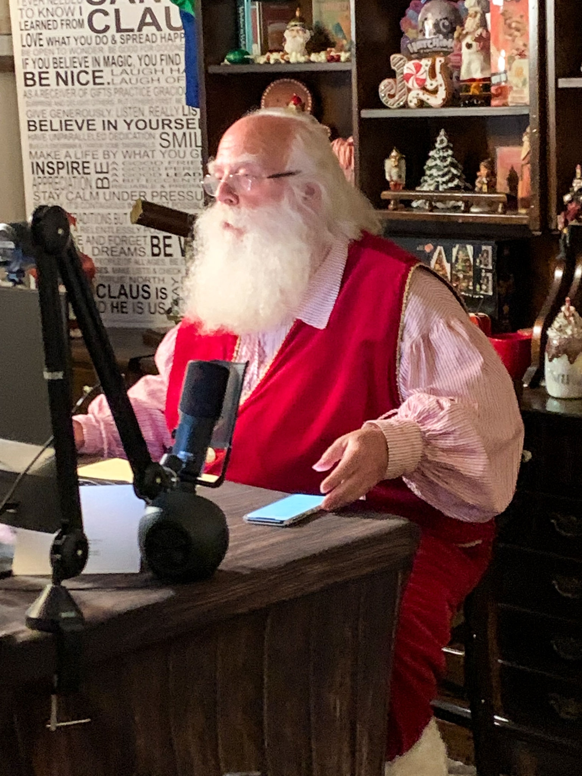 Streaming Santa? How Mr. and Mrs. Claus are keeping up with the times