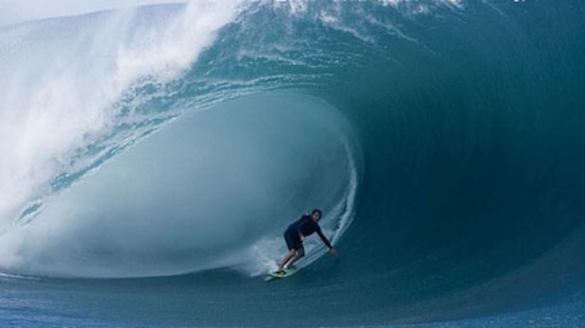 Two Historic Rides By Big Wave Surfers – And They’re Women | National ...