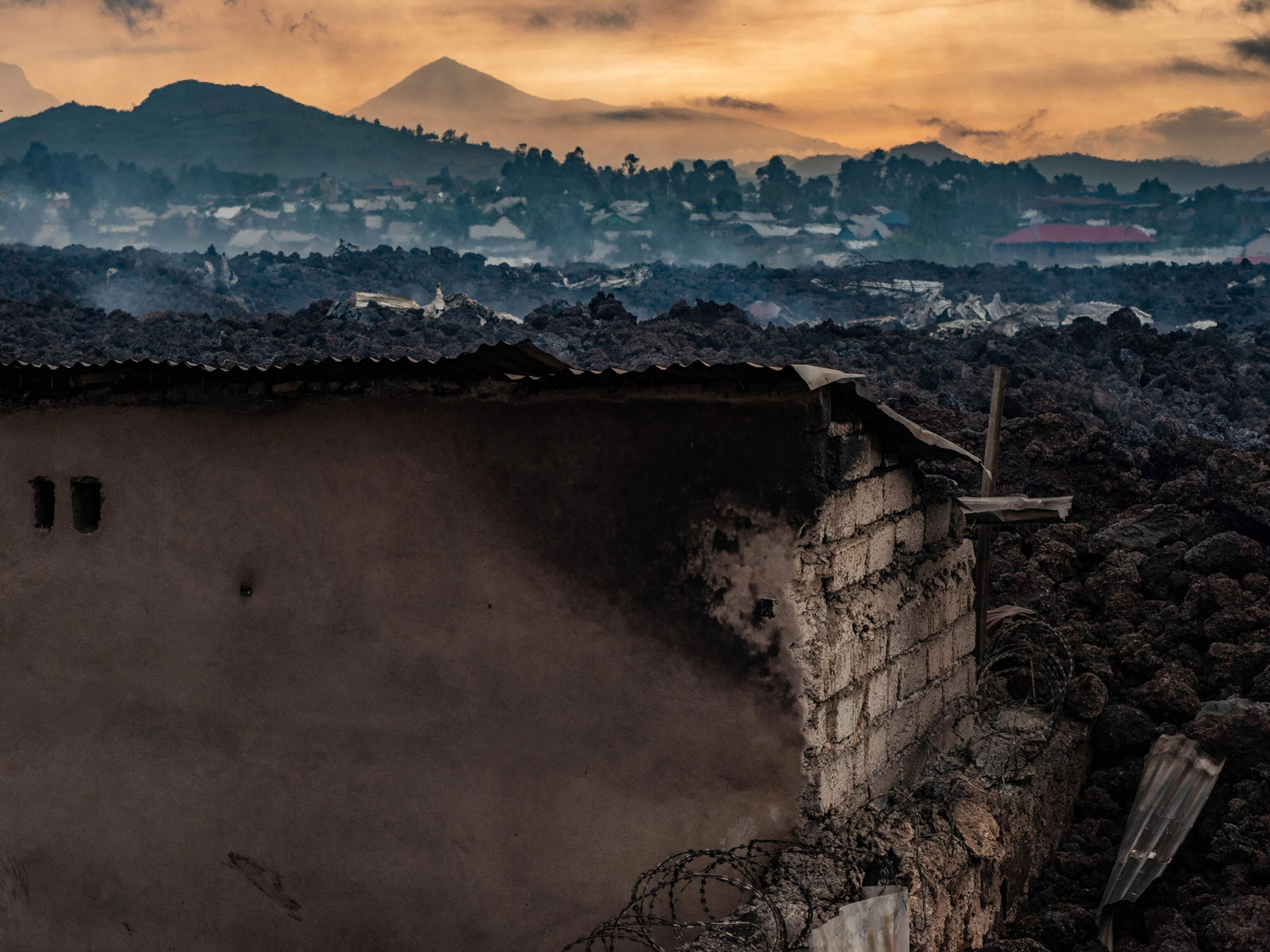 What it’s like collecting lava from an erupting volcano