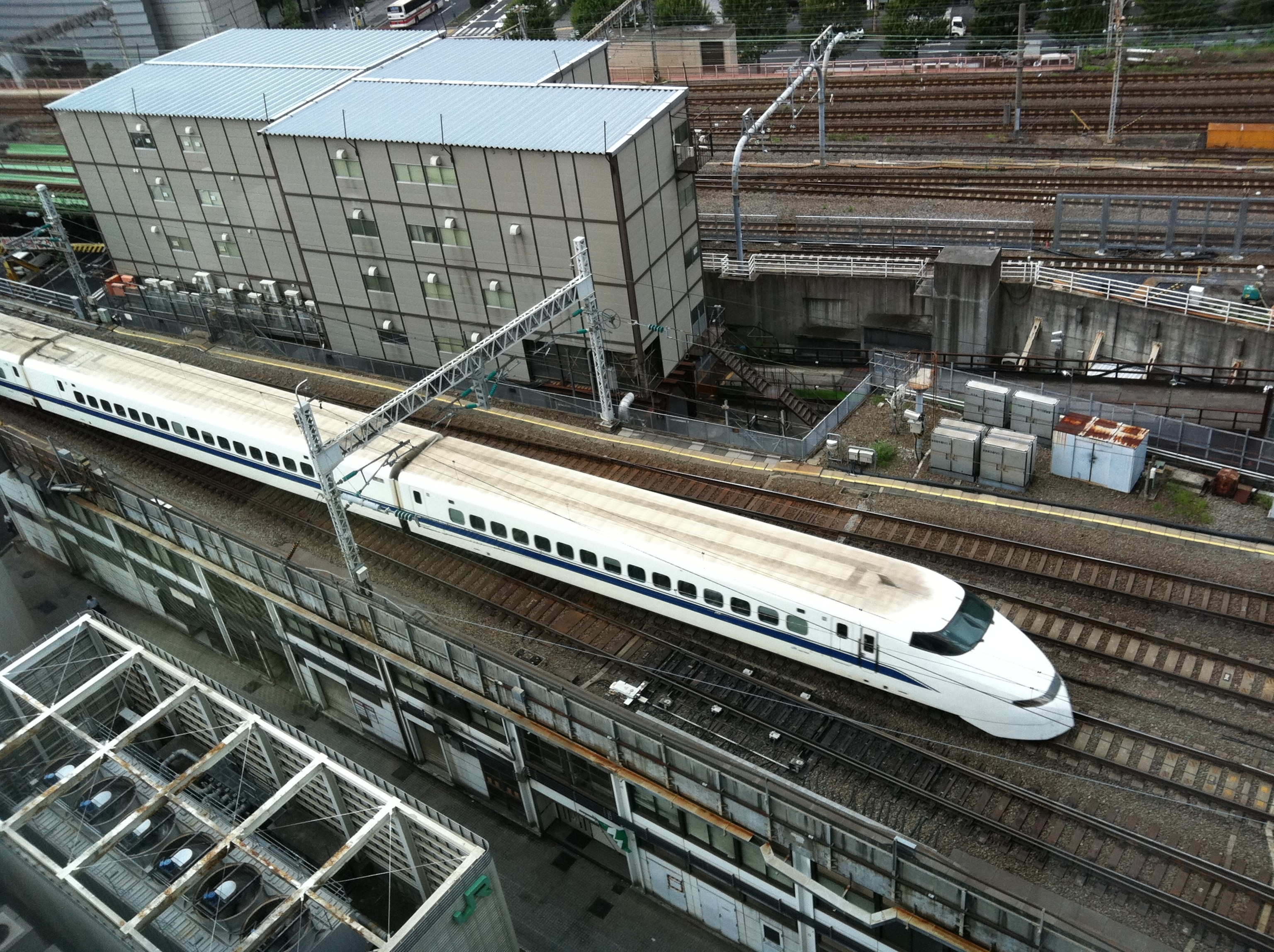 Ride Japan’s Bullet Train with our Digital Nomad | National Geographic