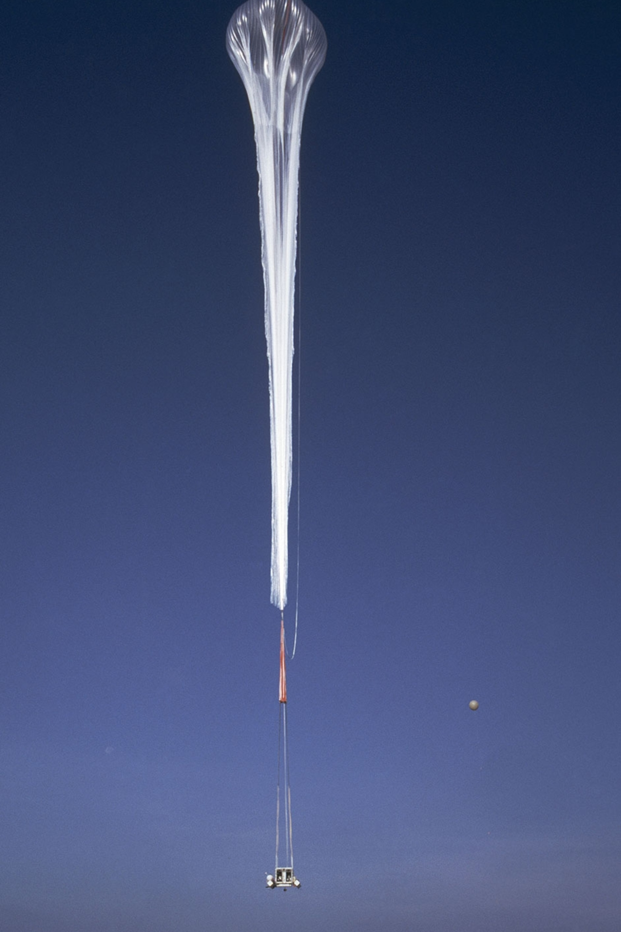 Take Flight With 15 Uplifting Pictures of Hot Air Balloons
