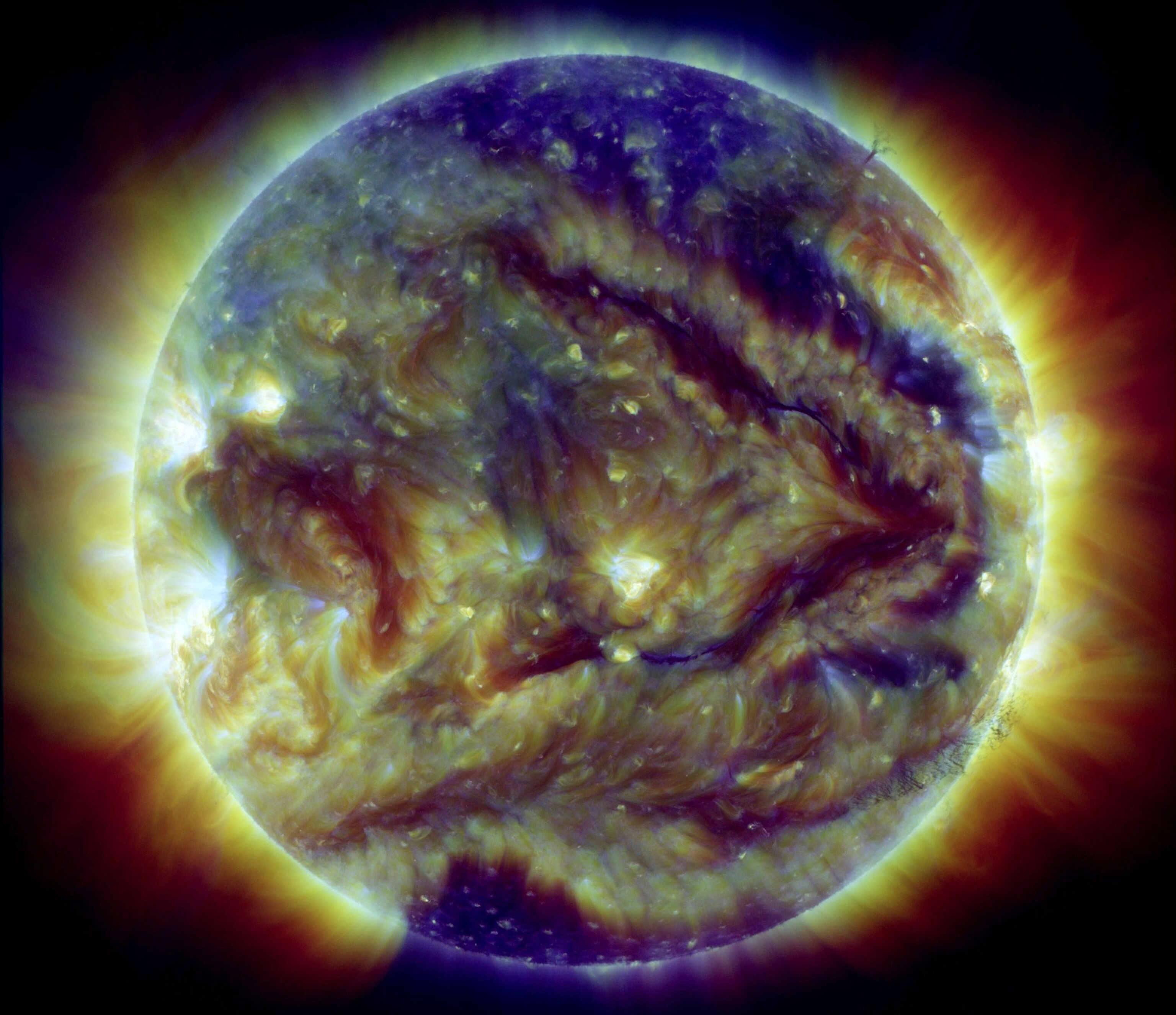 Week's Best Space Pictures: See An Arrow on the Sun | National Geographic
