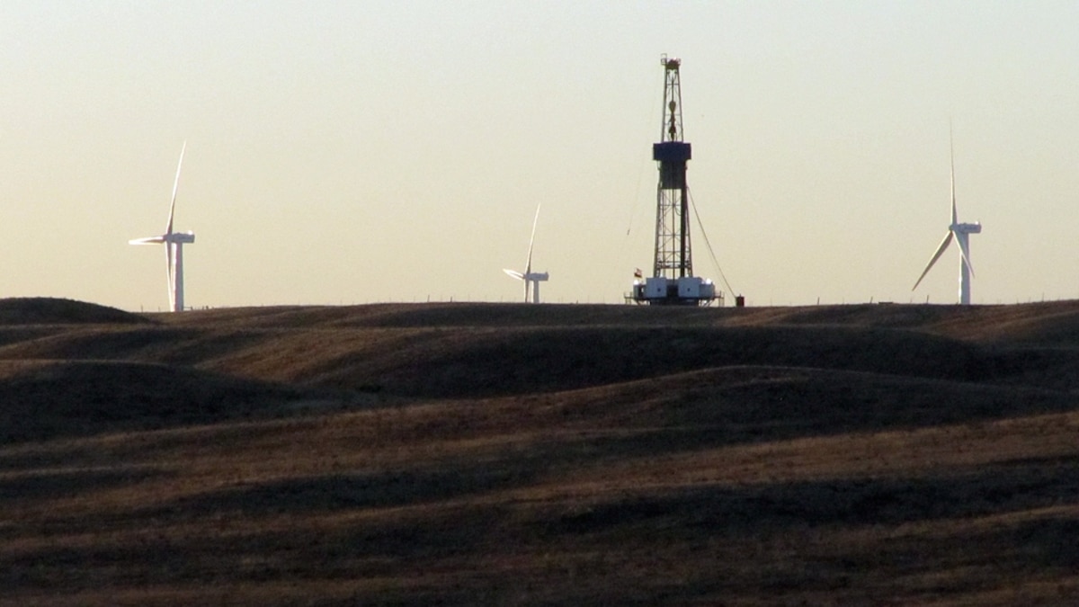 Shale Oil Reserves and Drilling in North Dakota, Colorado | National ...