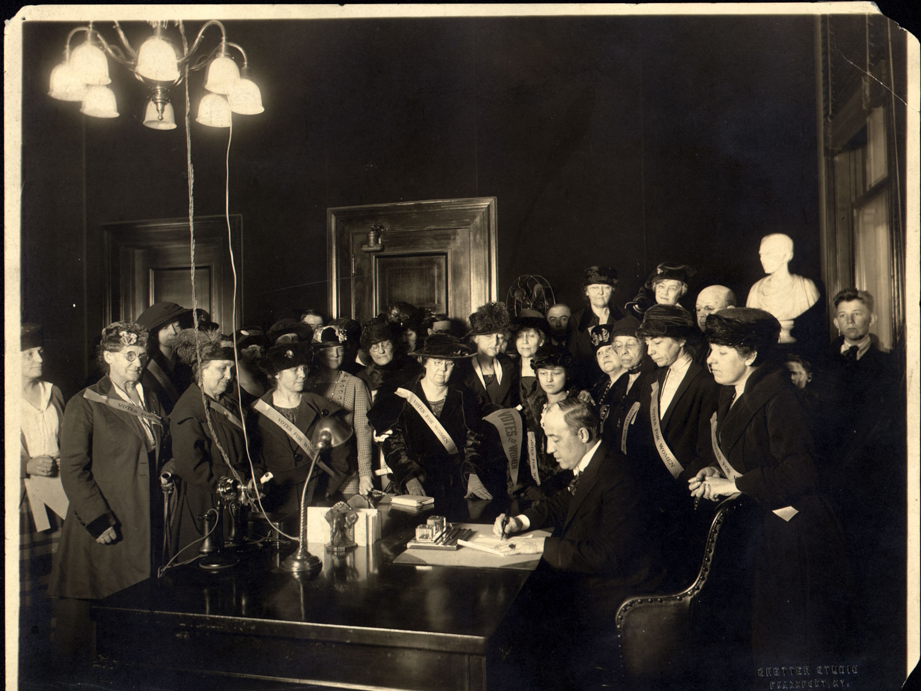 The 19th Amendment: voting, women's rights, and suffragists explained