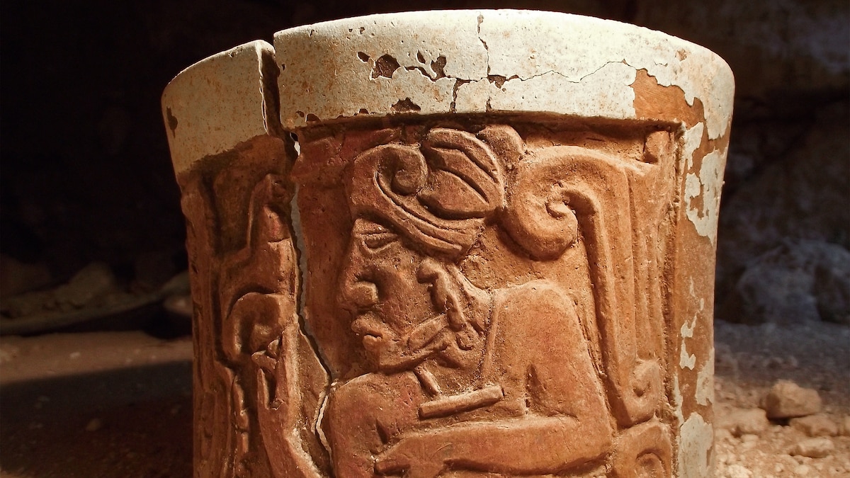 Maya Prince's Tomb Found With Rare Drinking Vessel | National Geographic
