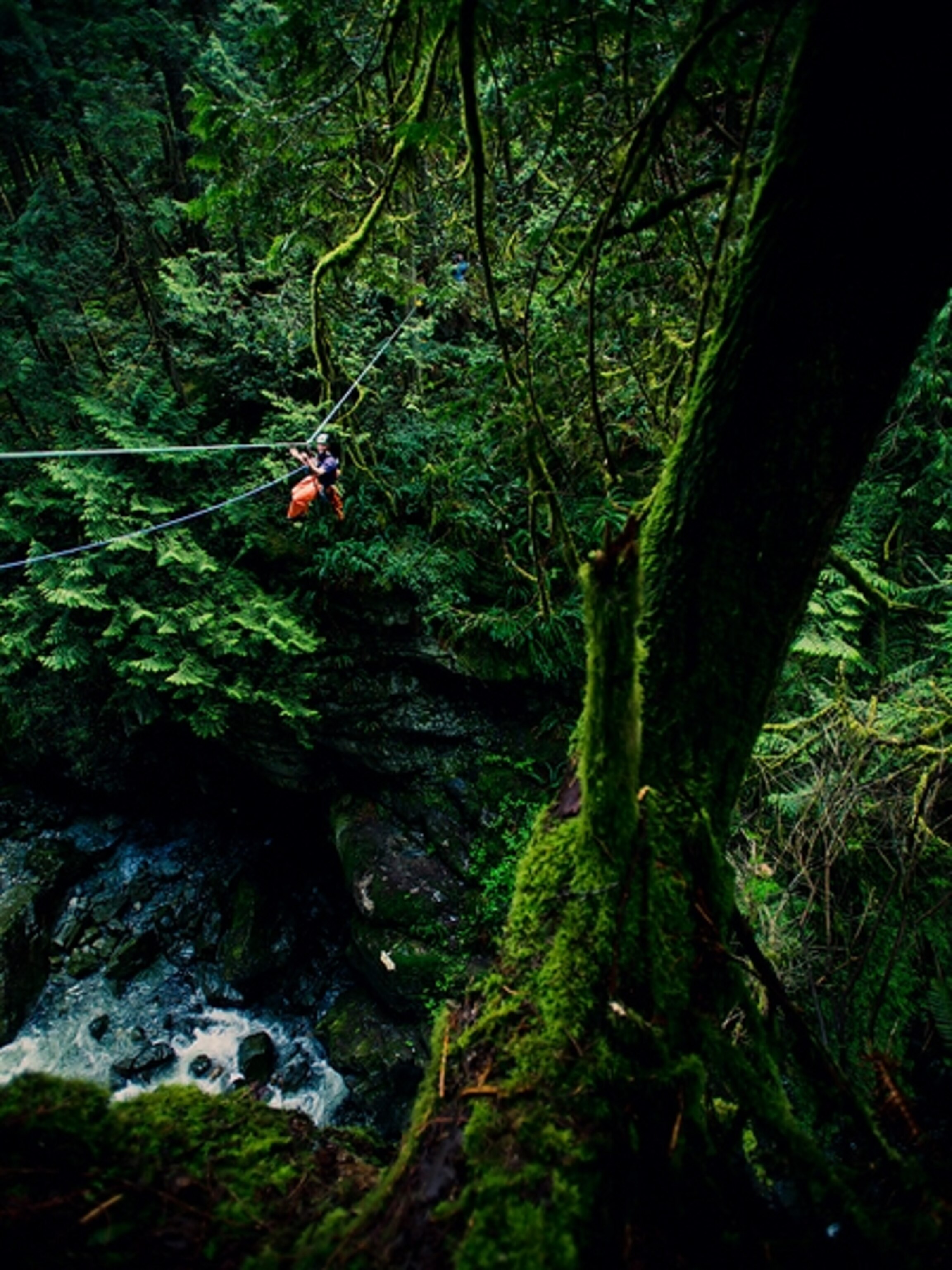 Behind the Shot: Photographer Jordan Manley’s Tyrolean Traverse ...
