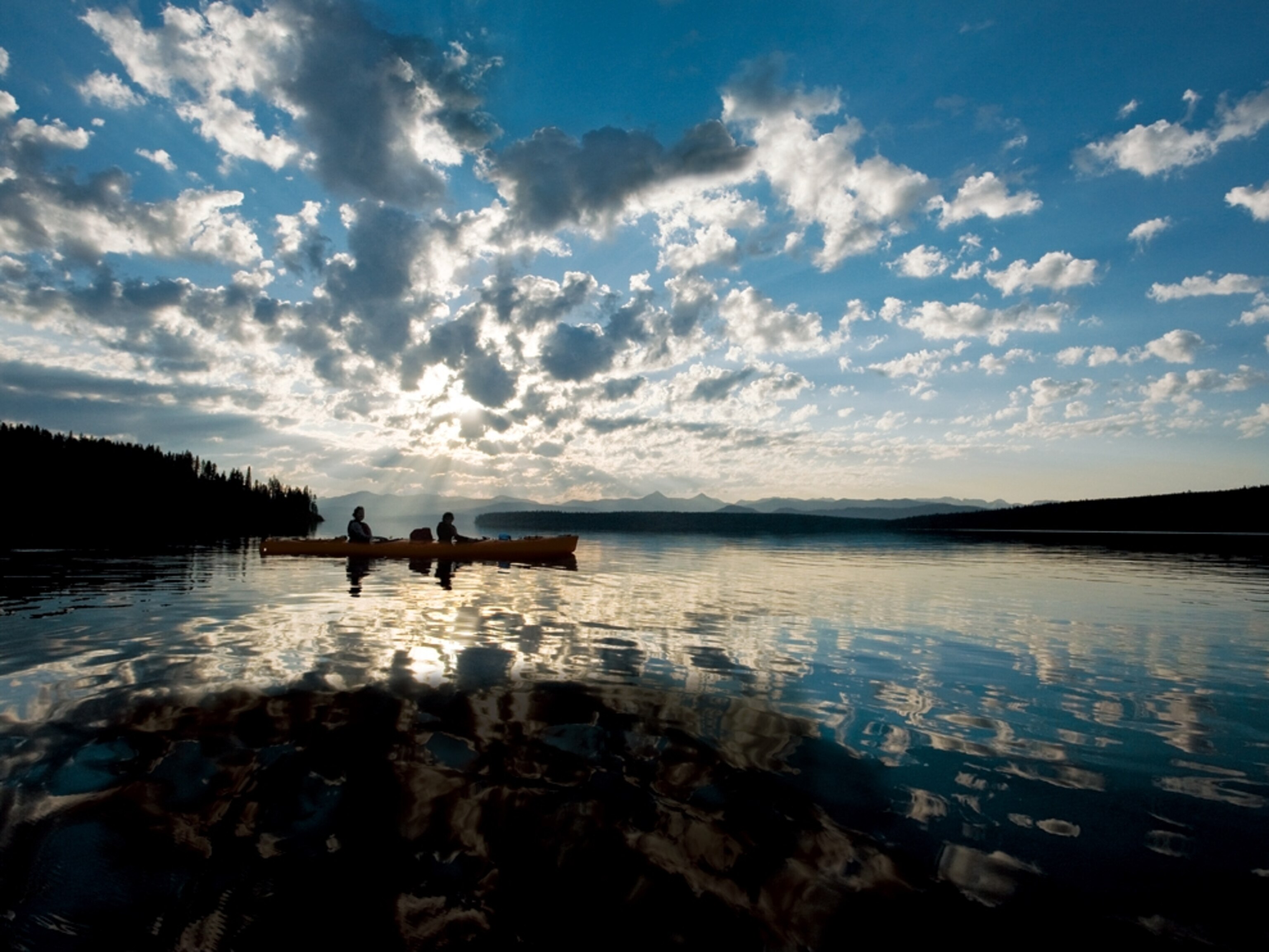 Kayak Lake Yellowstone, Wyoming, Best American Adventures -- National ...