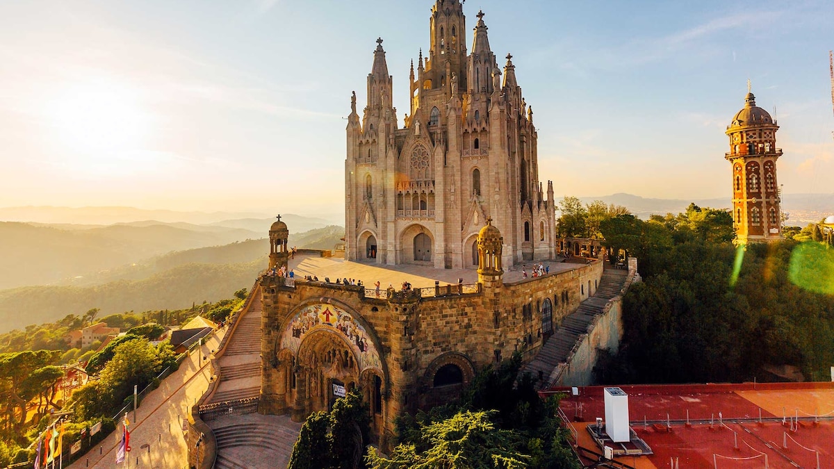 Visit Barcelona Spain Portugalessence