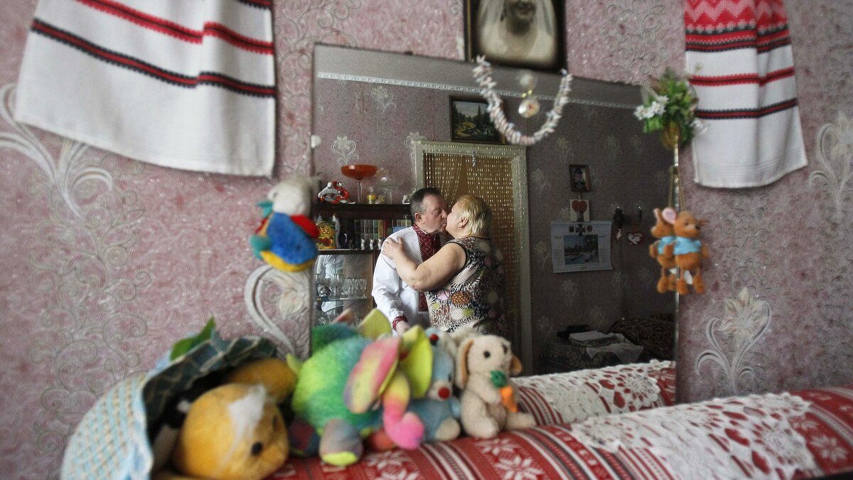 Pictures: Ukrainian Underground Dance Party | National Geographic