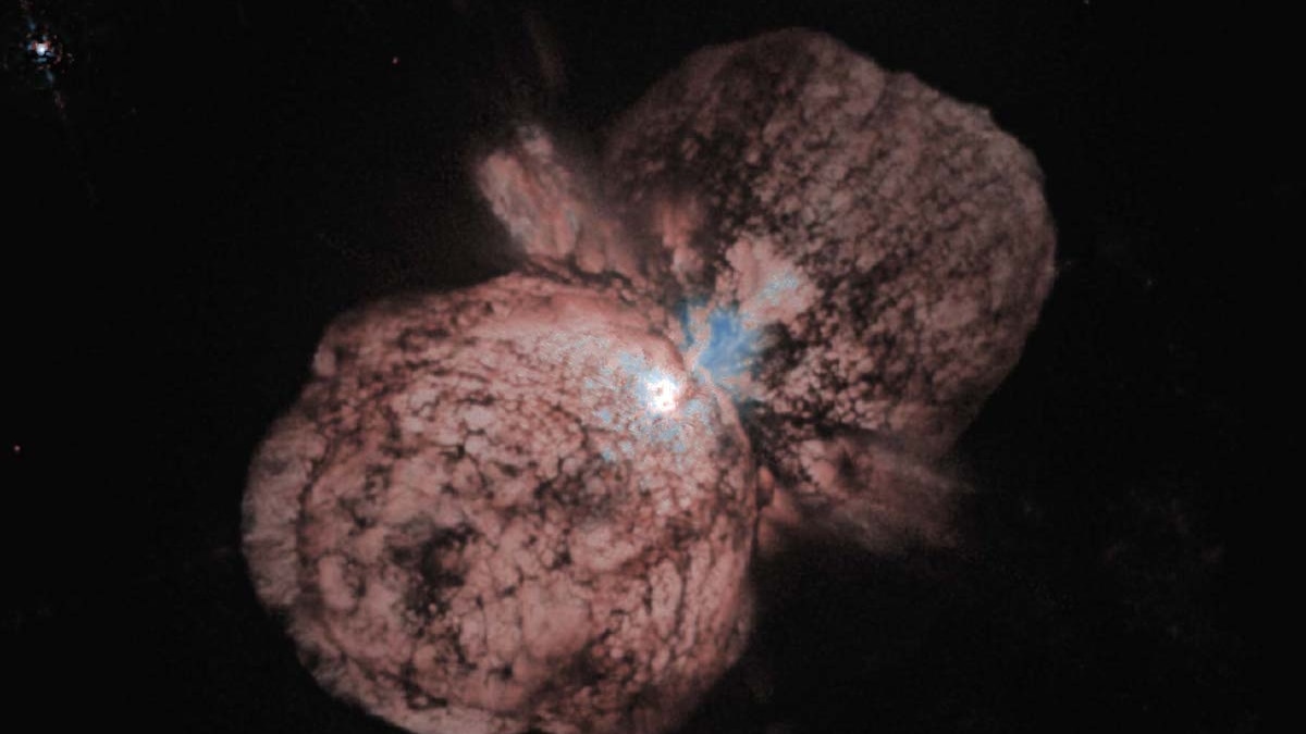 In Light Echoes, a Glimpse of the Cosmic Past | National Geographic