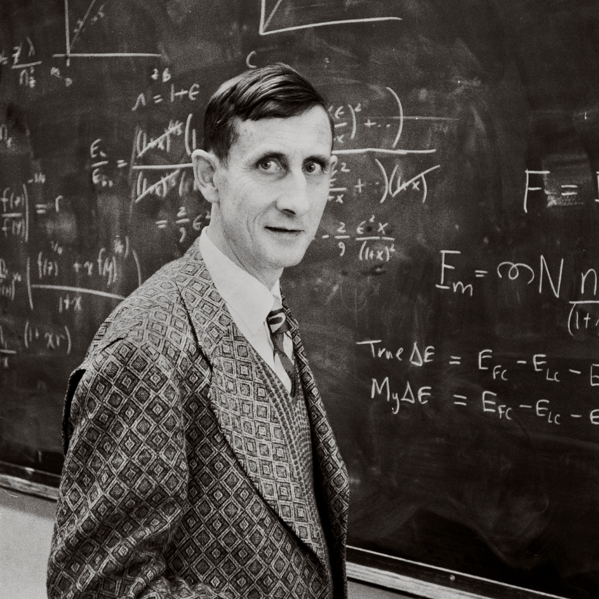 Freeman Dyson, legendary theoretical physicist, dies at 96