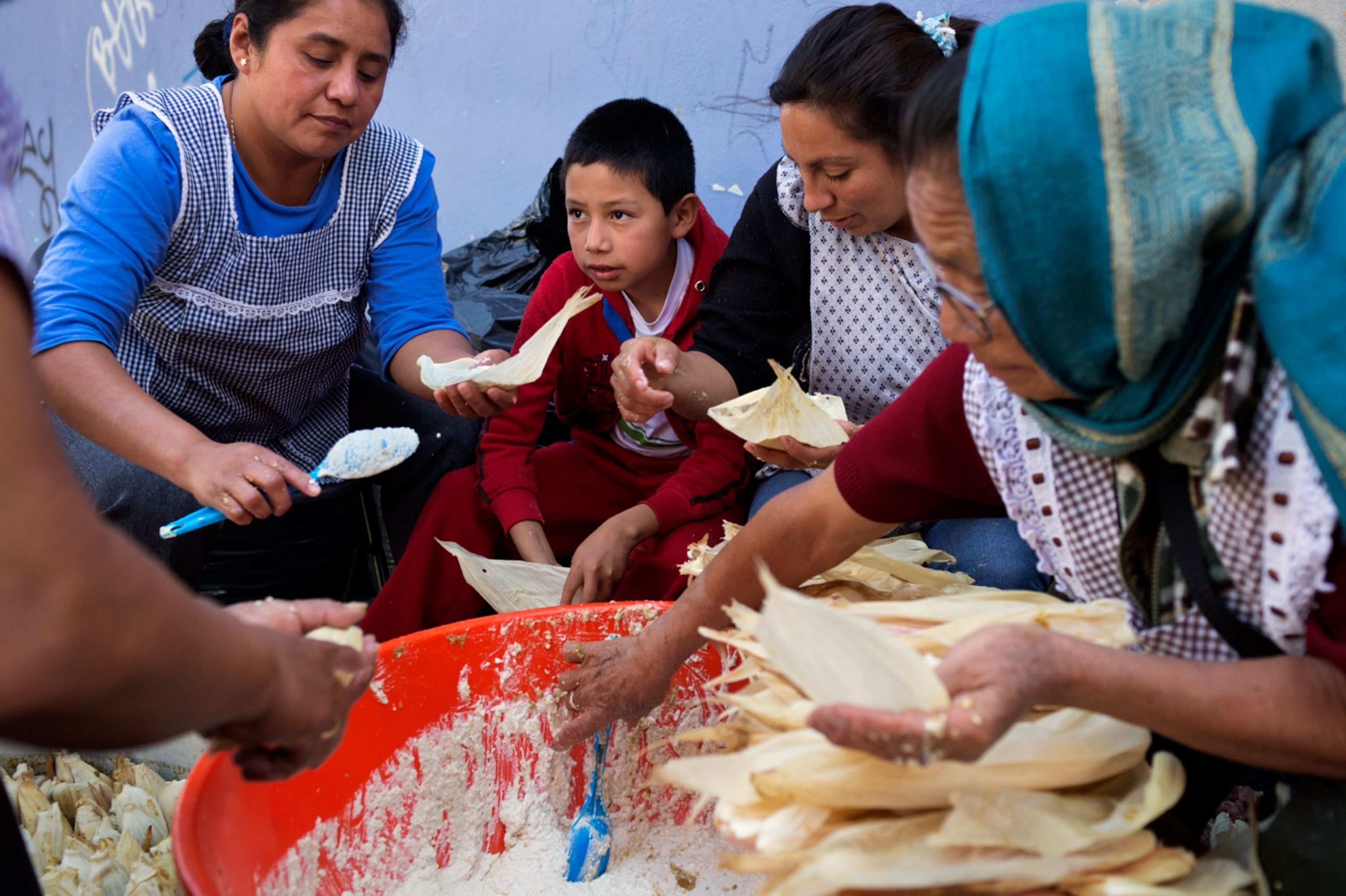 Not Just Thanksgiving: 15 Photos of Food-Centric Celebrations ...