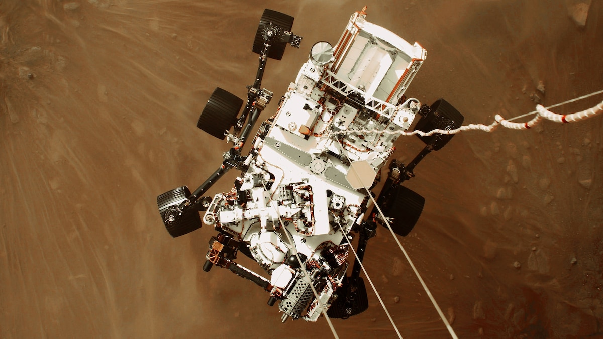 Watch the first-ever video of a spacecraft landing on Mars | National ...