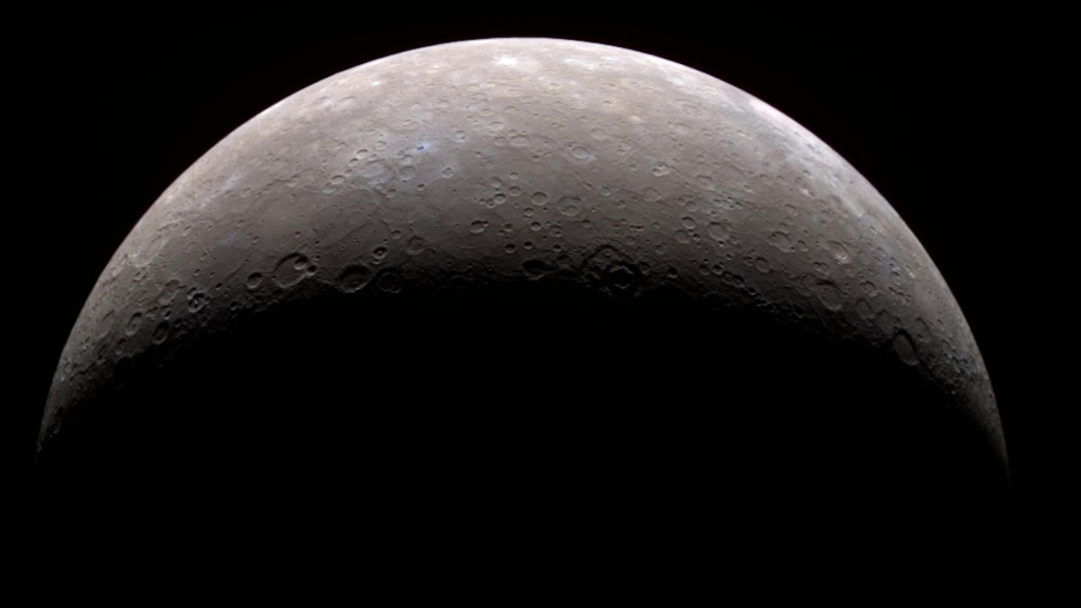 Planetary Smashup Left Mercury With a Massive, Metallic Heart ...