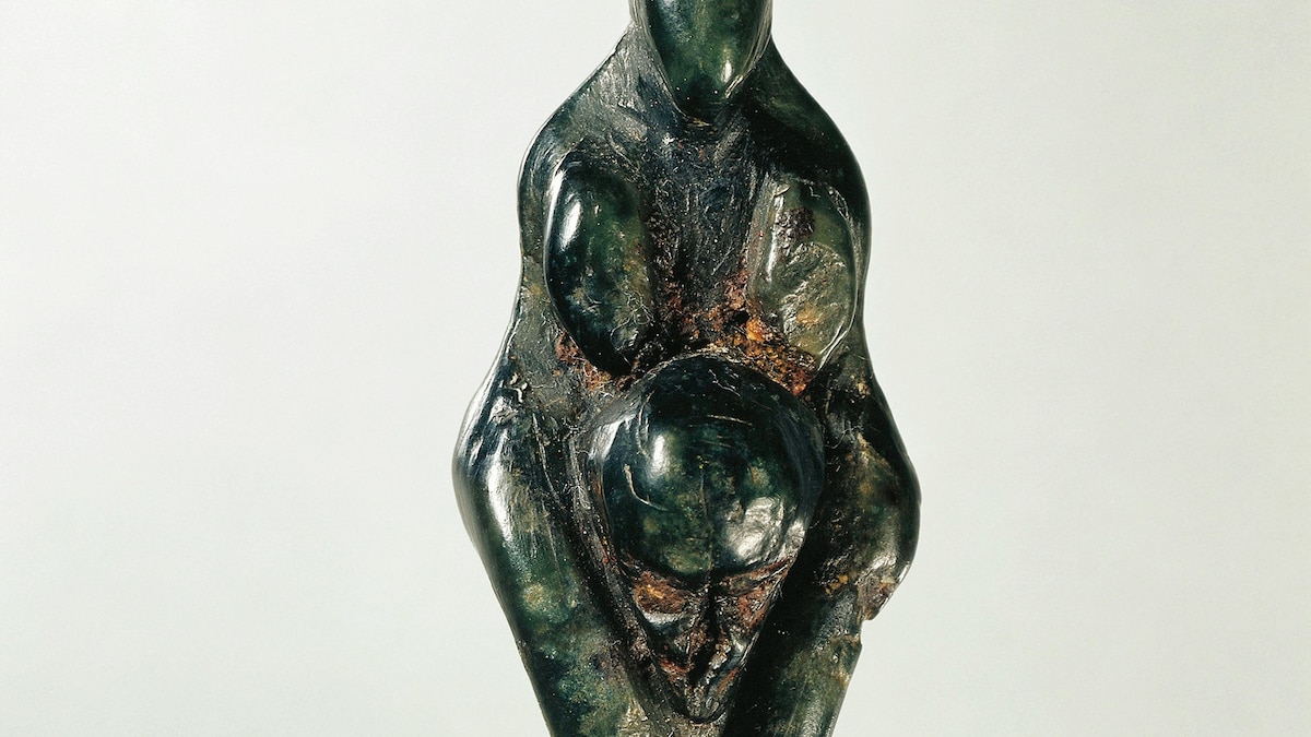 Neolithic Carved Stone Rare Dressed Goddess Venus 6 Old