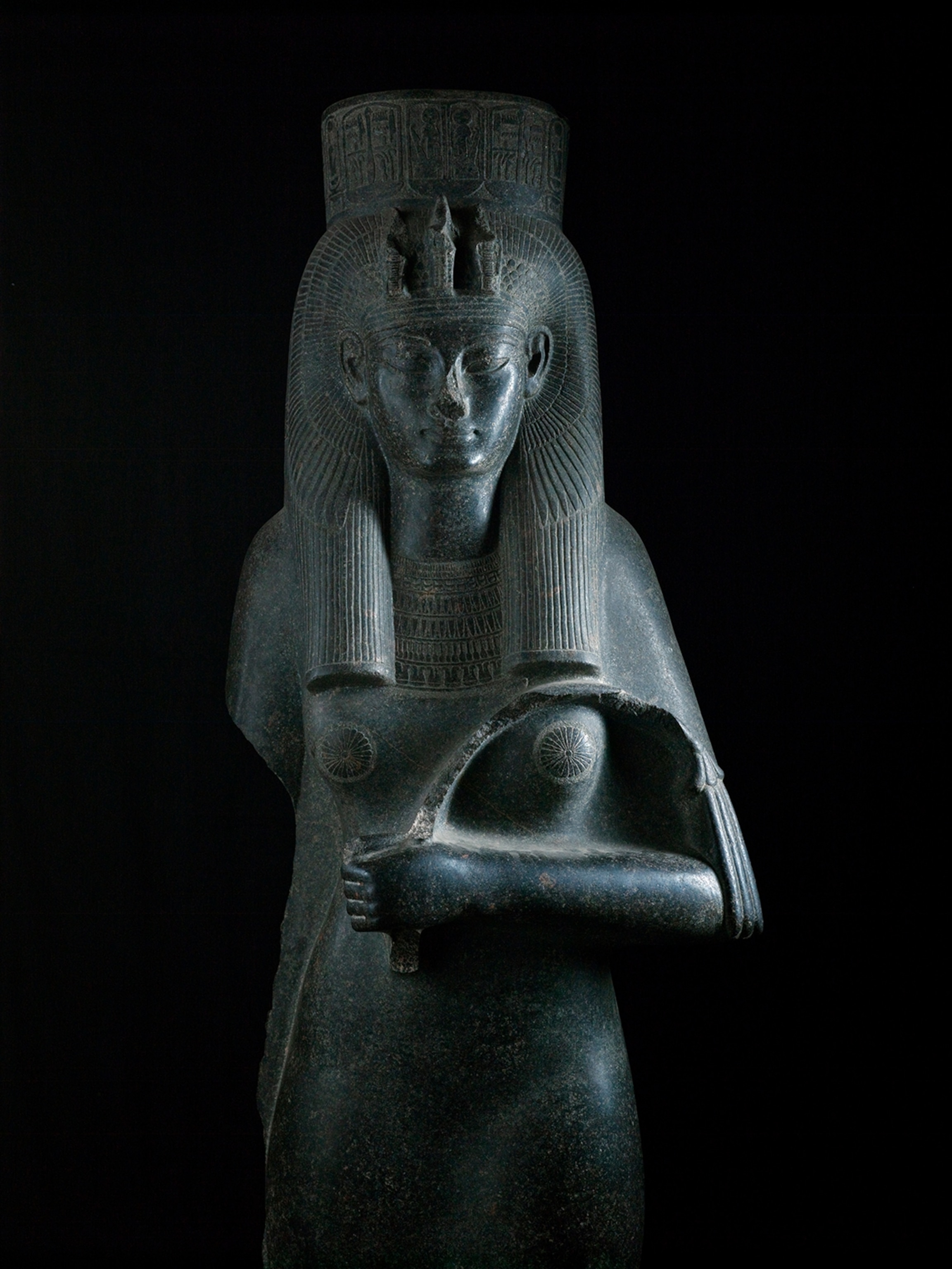 King Tut’s Family Secrets