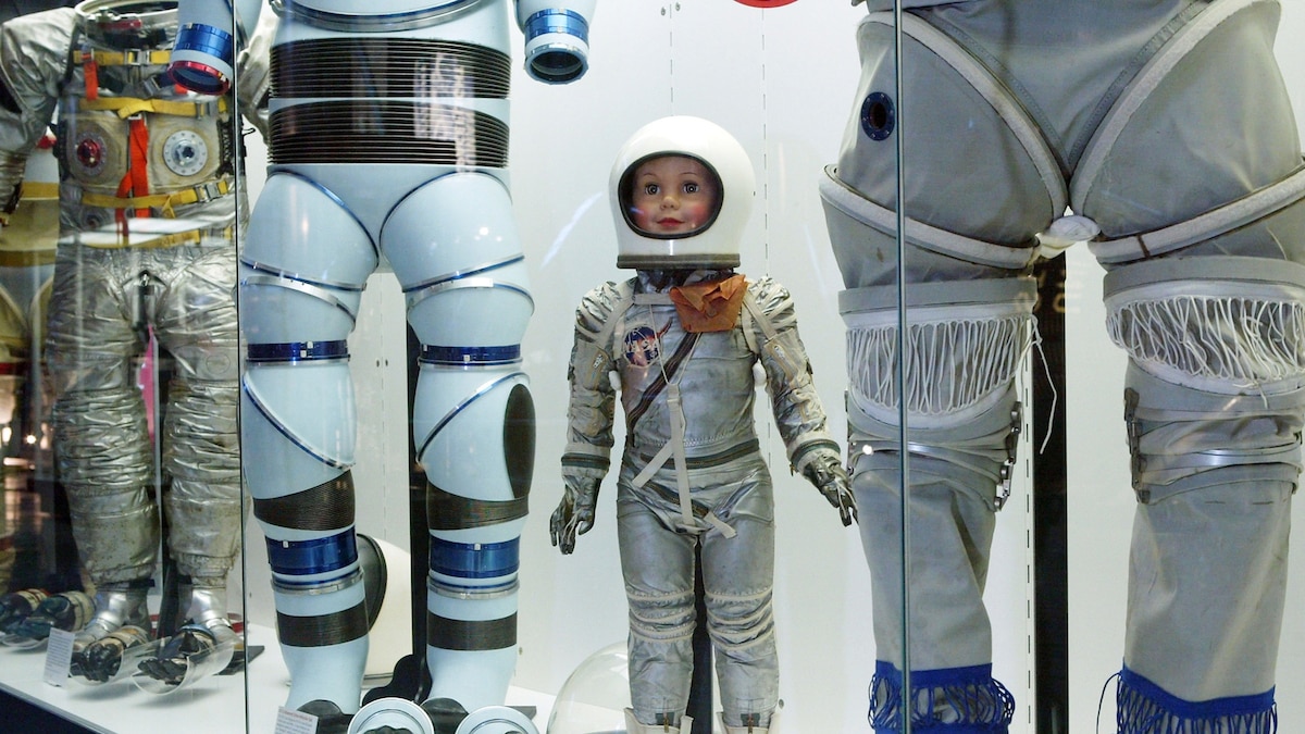 The Race to Save Historic Plastic Artifacts From Degradation in Museums ...