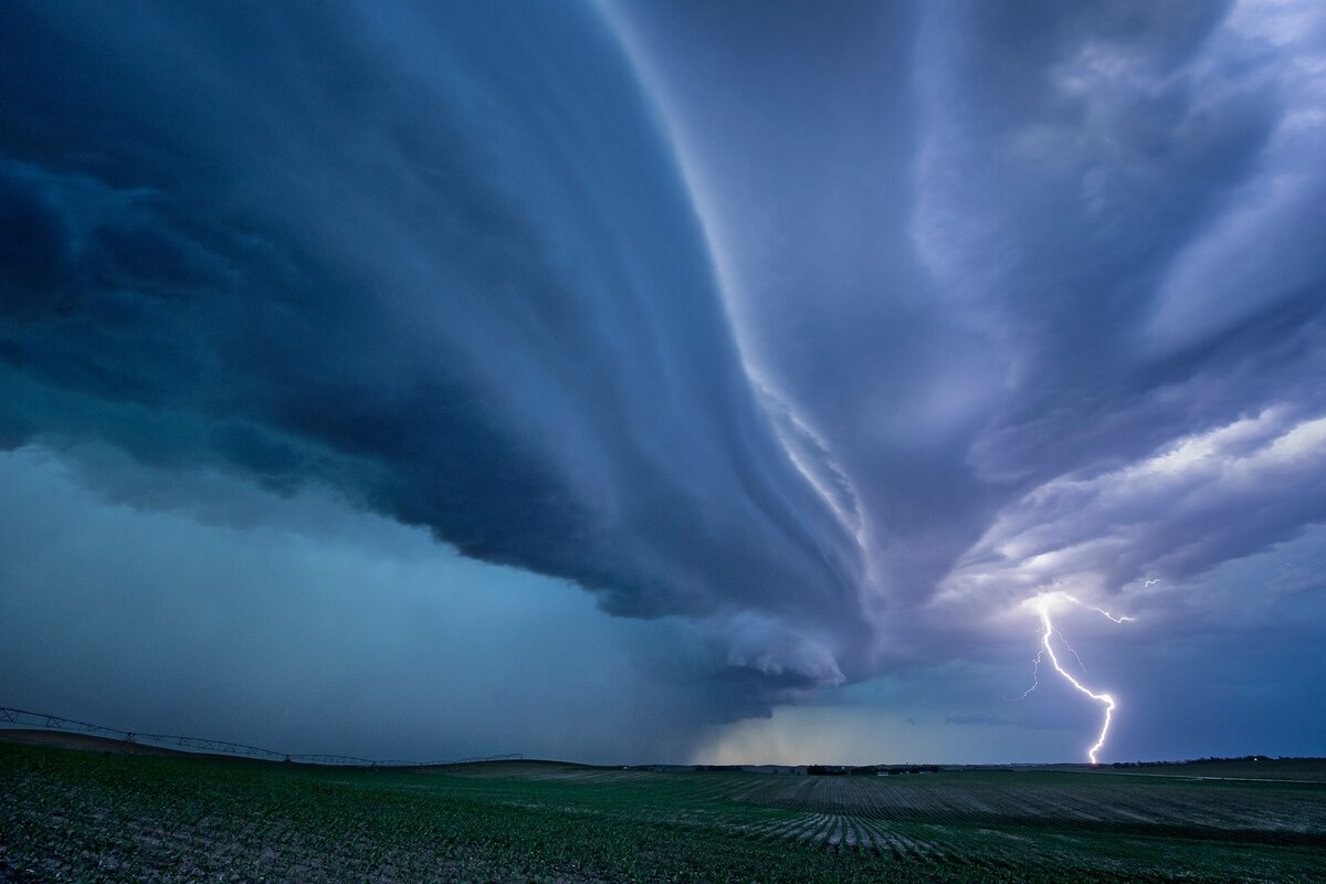 Extreme Weather: 13 Striking Pictures