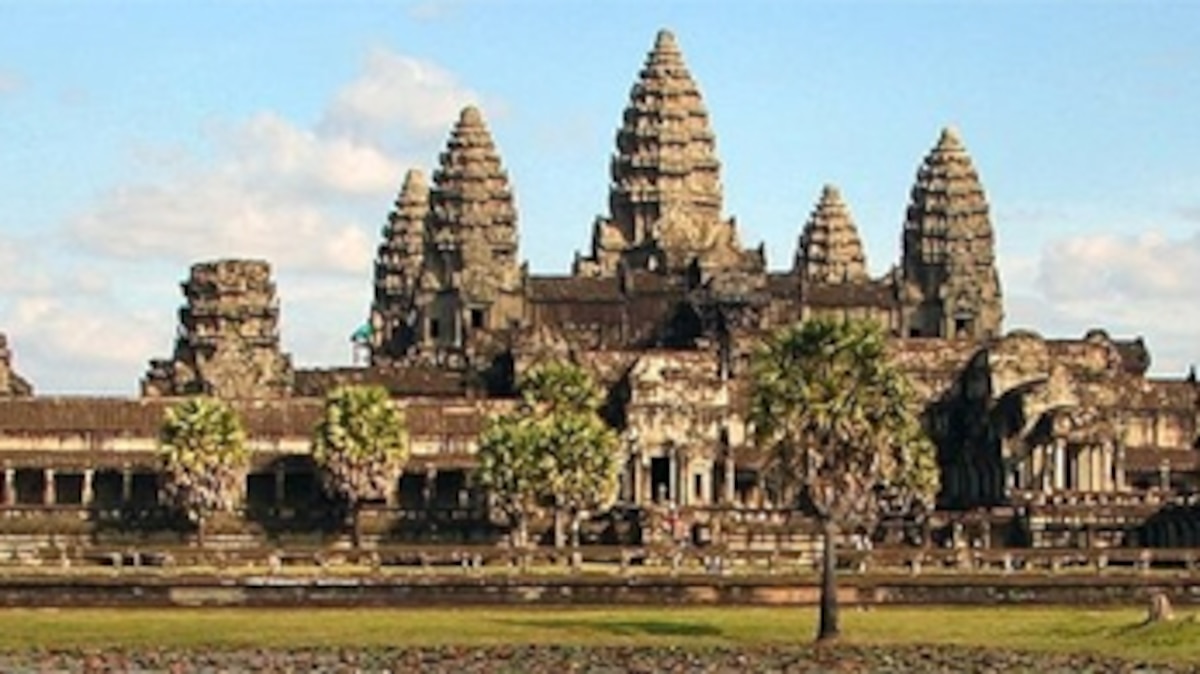 Tree rings reveal two droughts that sealed the fate of Angkor ...